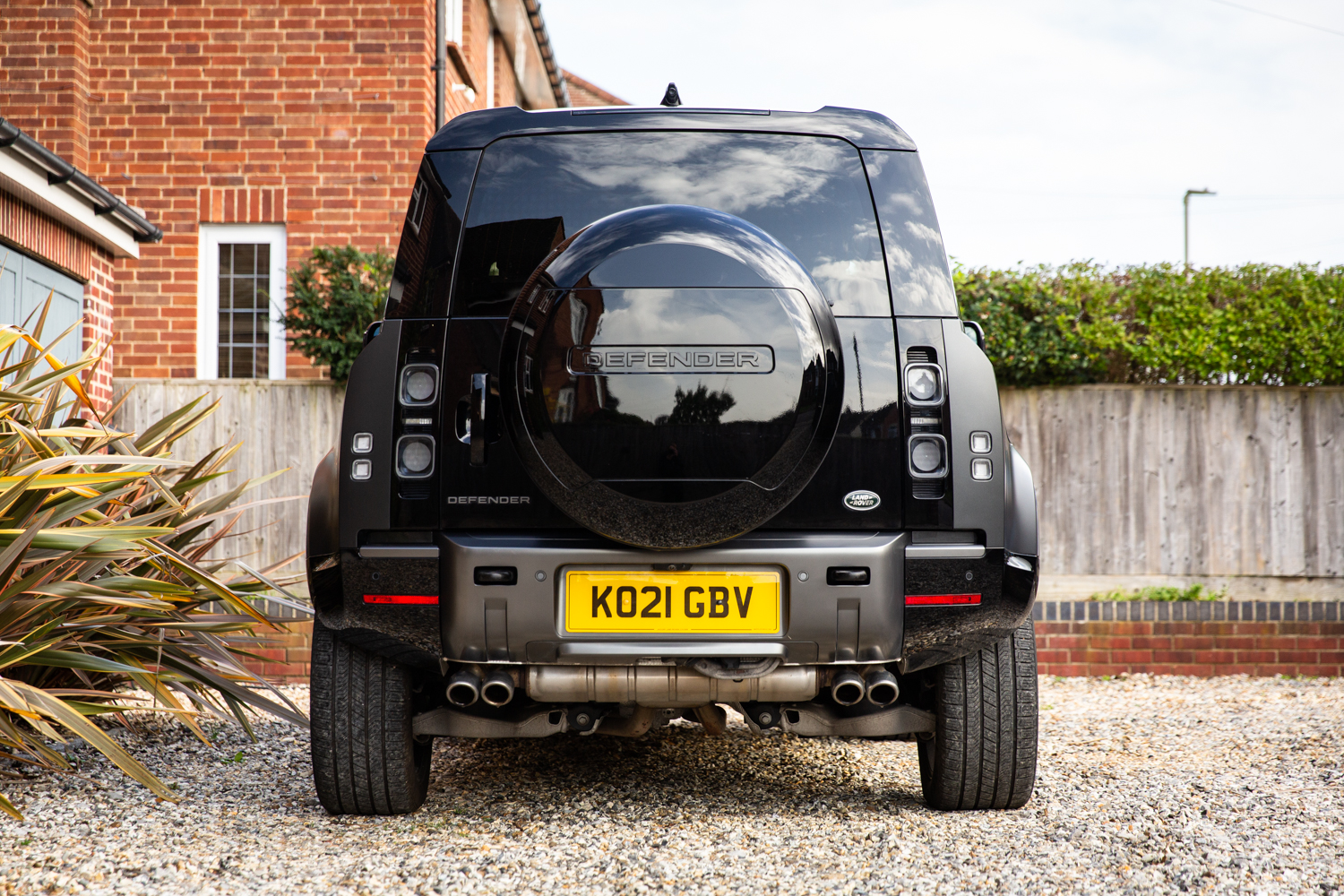 2021 Land Rover Defender 90 V8 - Carpathian Edition for sale by auction ...