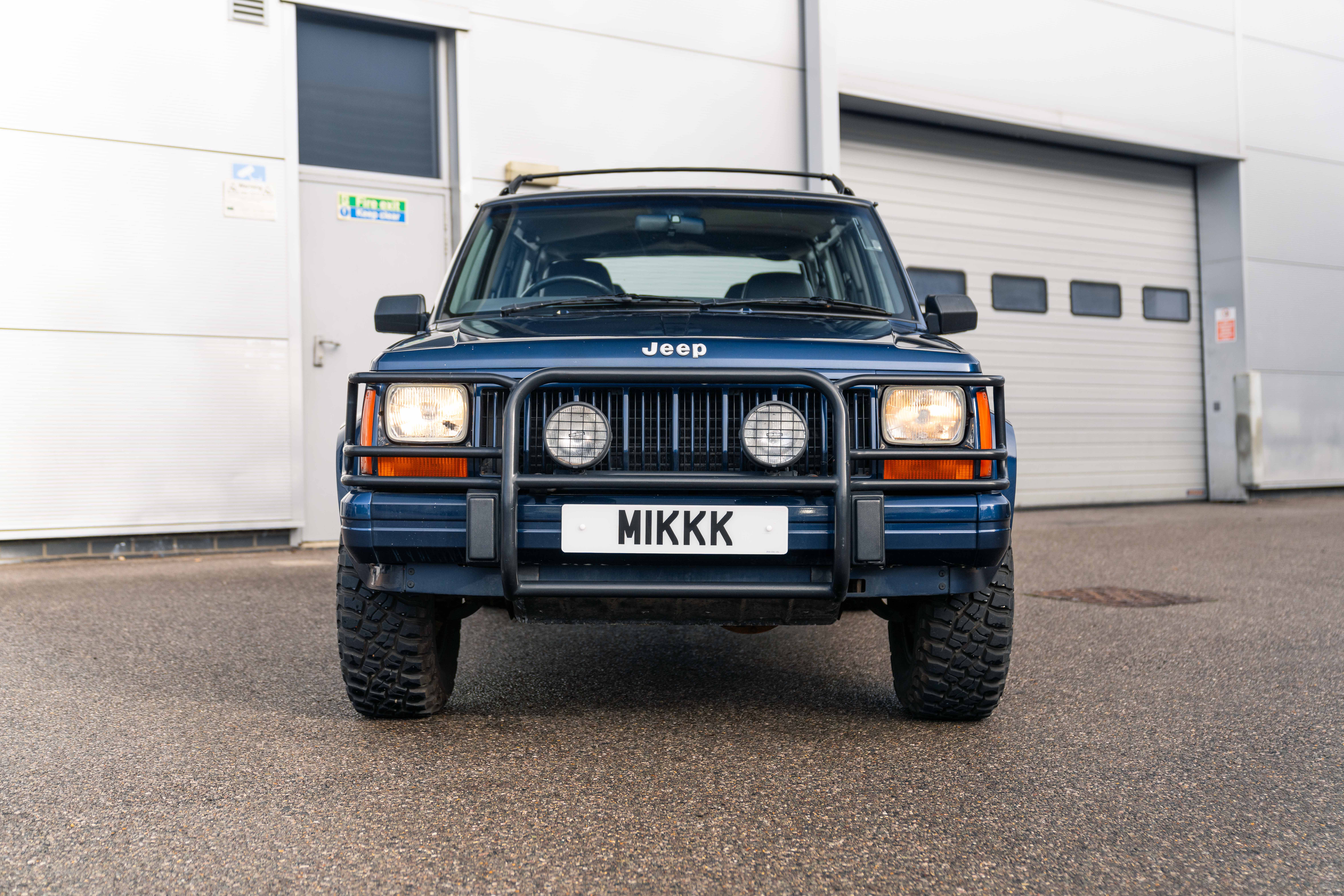 1995 Jeep Cherokee Limited for sale by auction in Surrey, United Kingdom