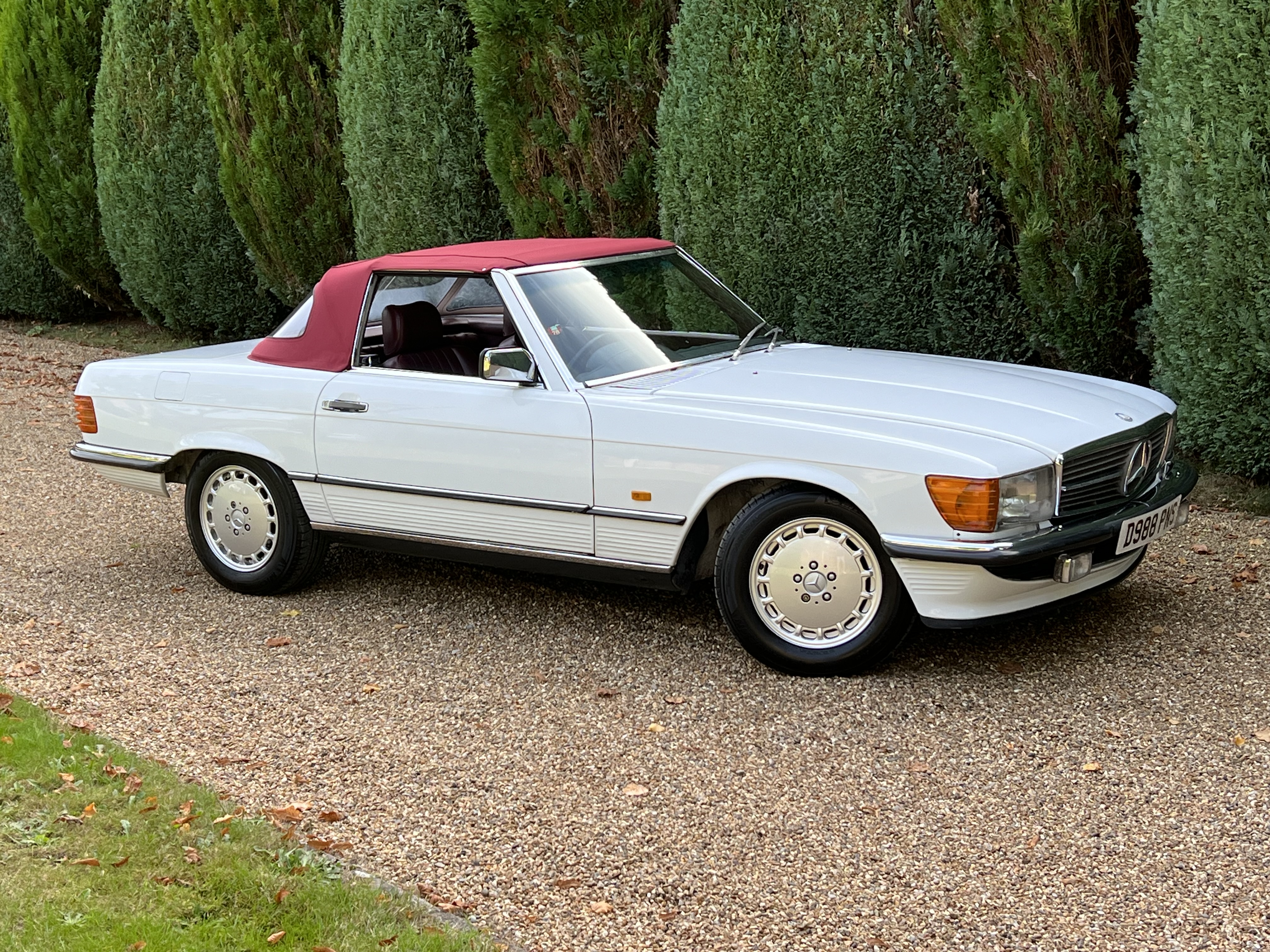 1987 Mercedes-Benz (R107) 420 SL for sale by auction in Weybridge ...