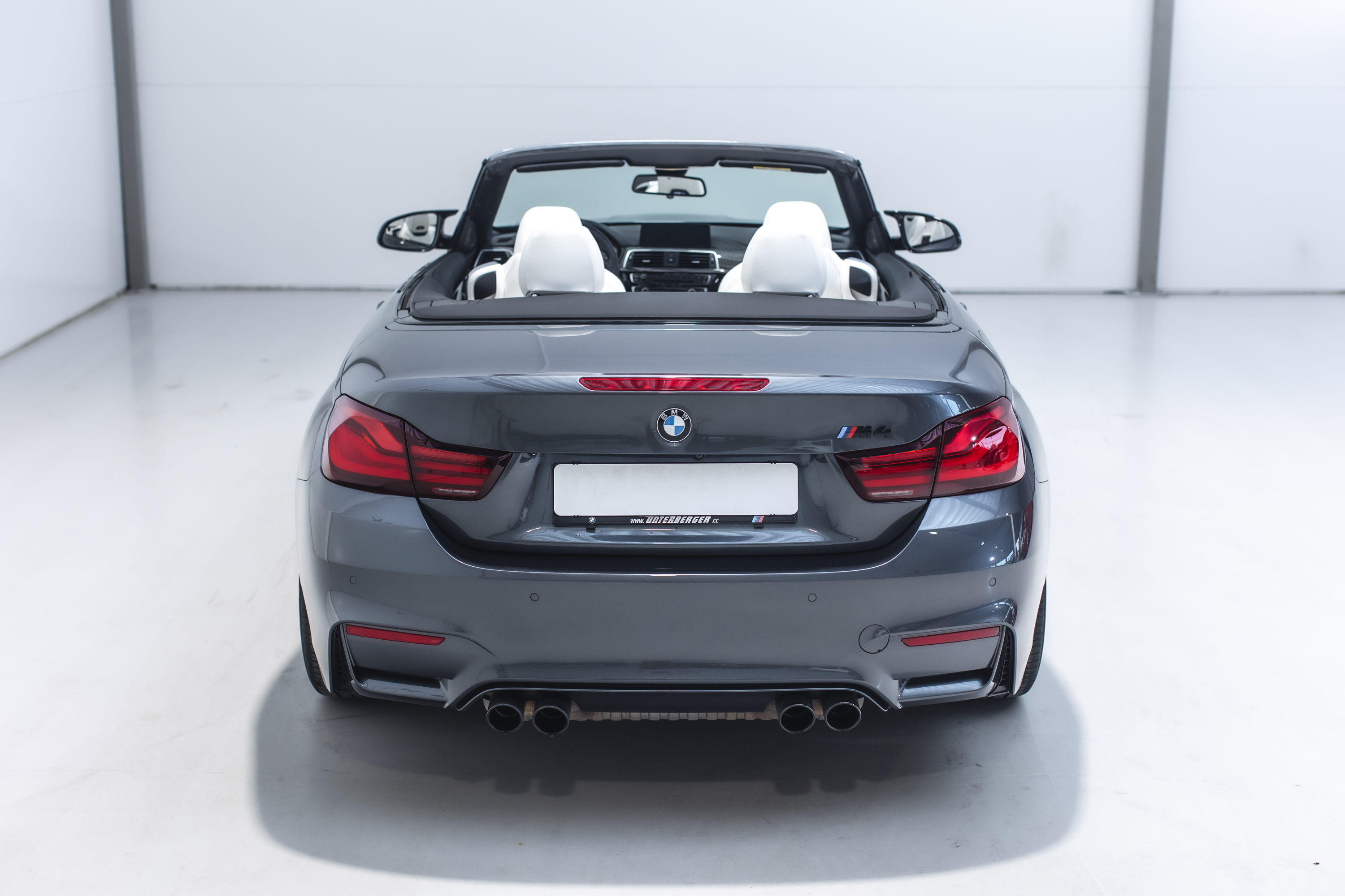 2020 BMW (F83) M4 Convertible for sale by auction in Uppsala, Sweden