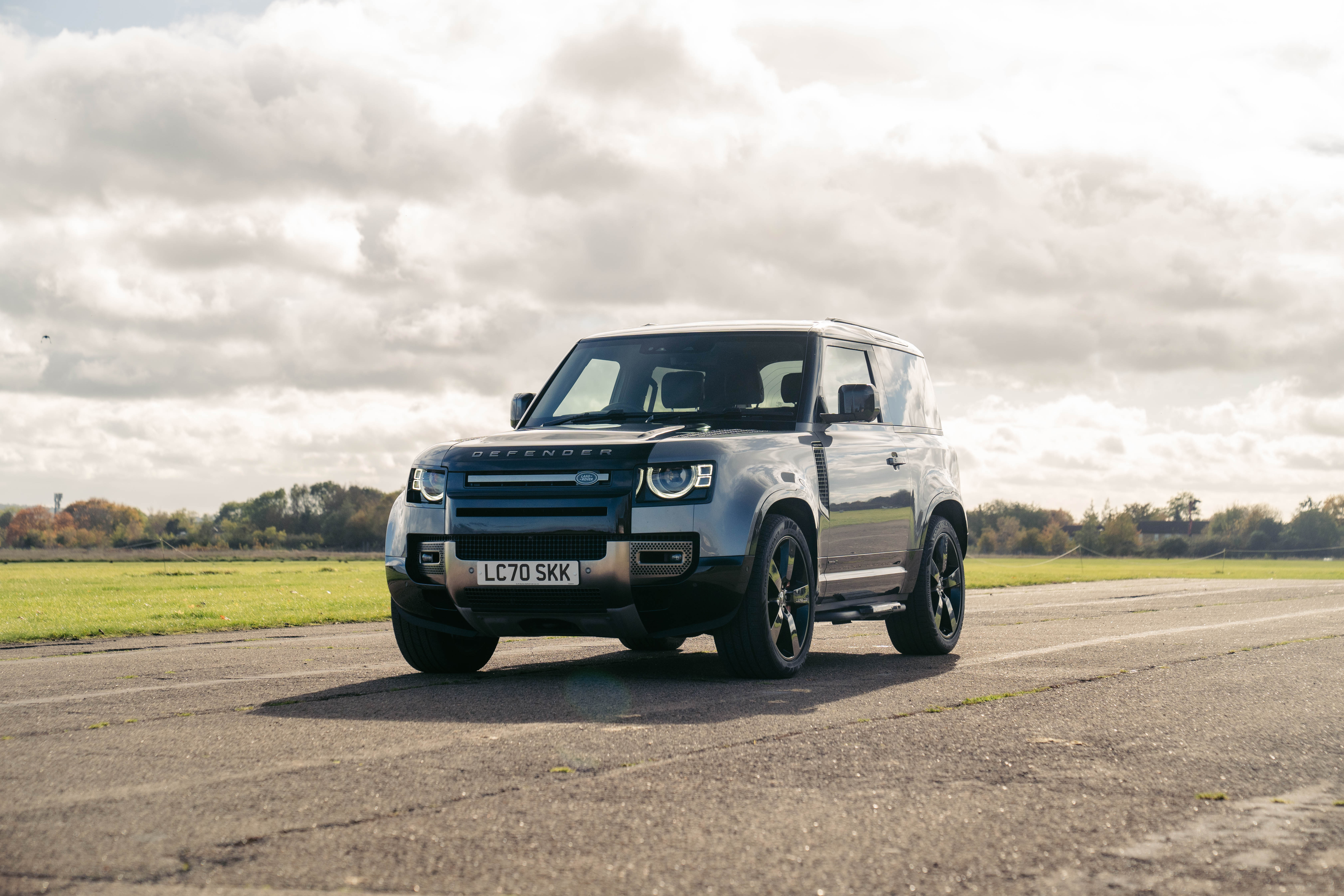 2021 Land Rover Defender 90 P400X for sale by auction in Bicester ...