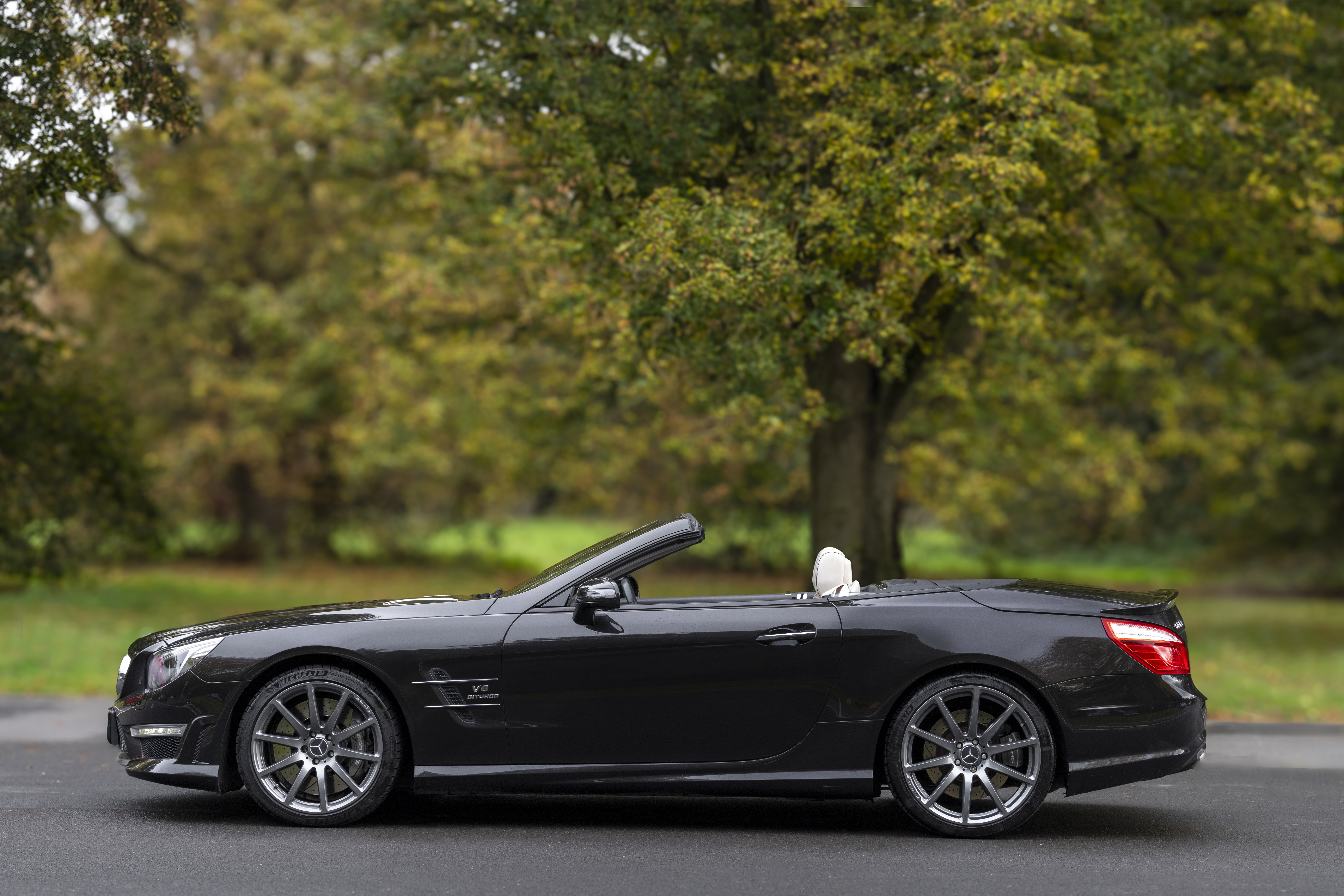 2013 Mercedes-Benz (R231) SL63 AMG for sale by auction in Bury St ...