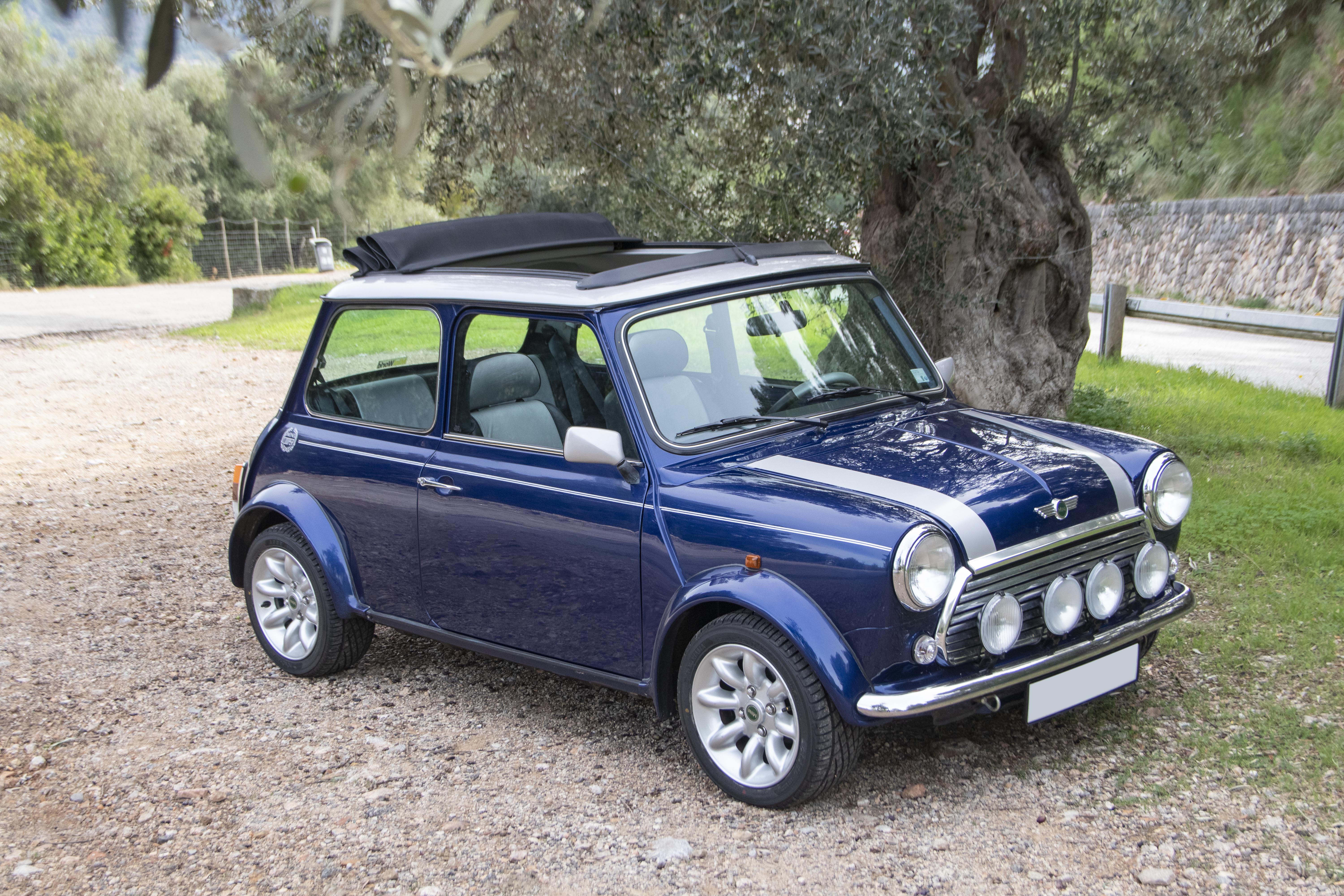 2000 Rover Mini Cooper Sport - 13,662 km for sale by auction in ...