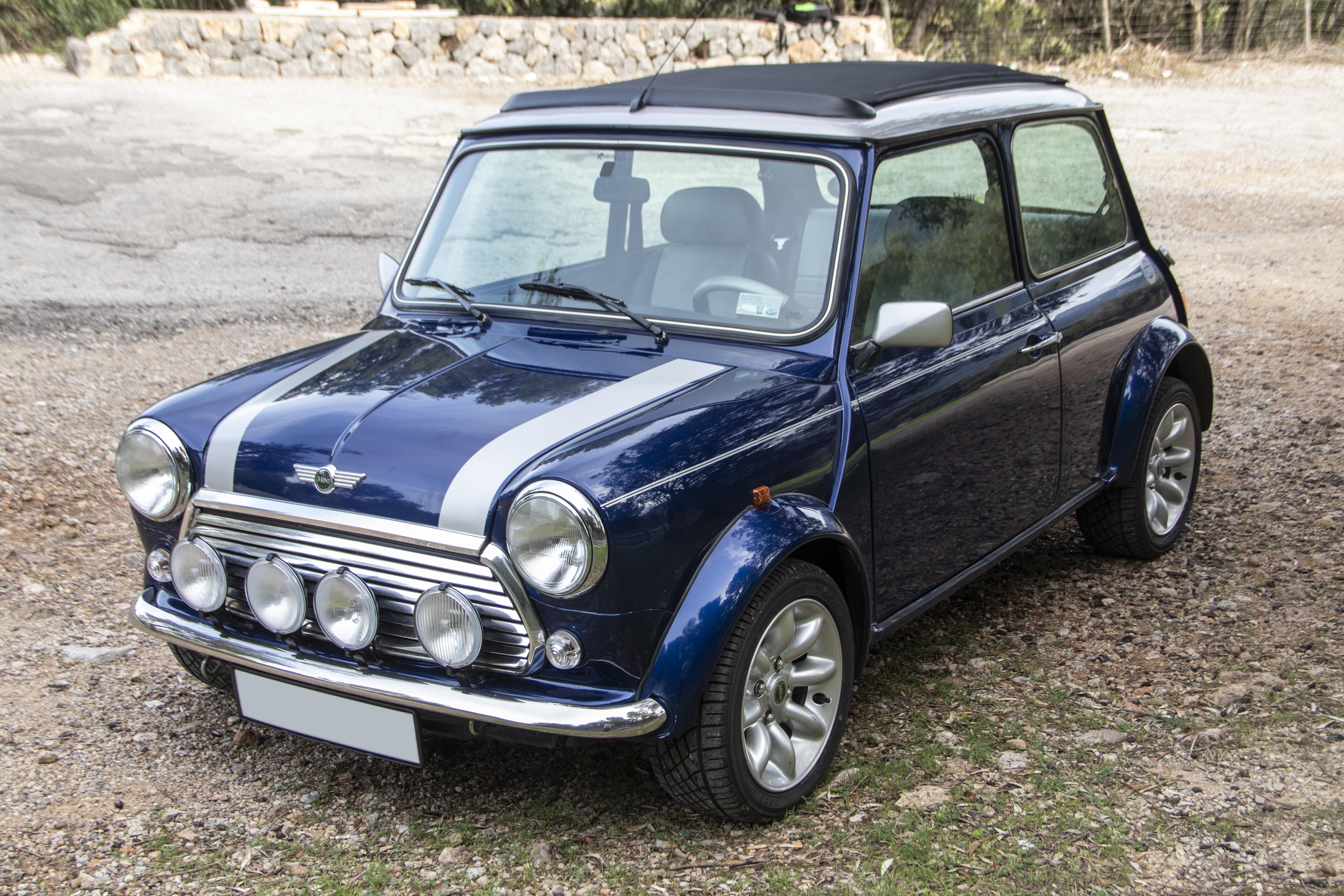 2000 Rover Mini Cooper Sport - 13,662 km for sale by auction in ...