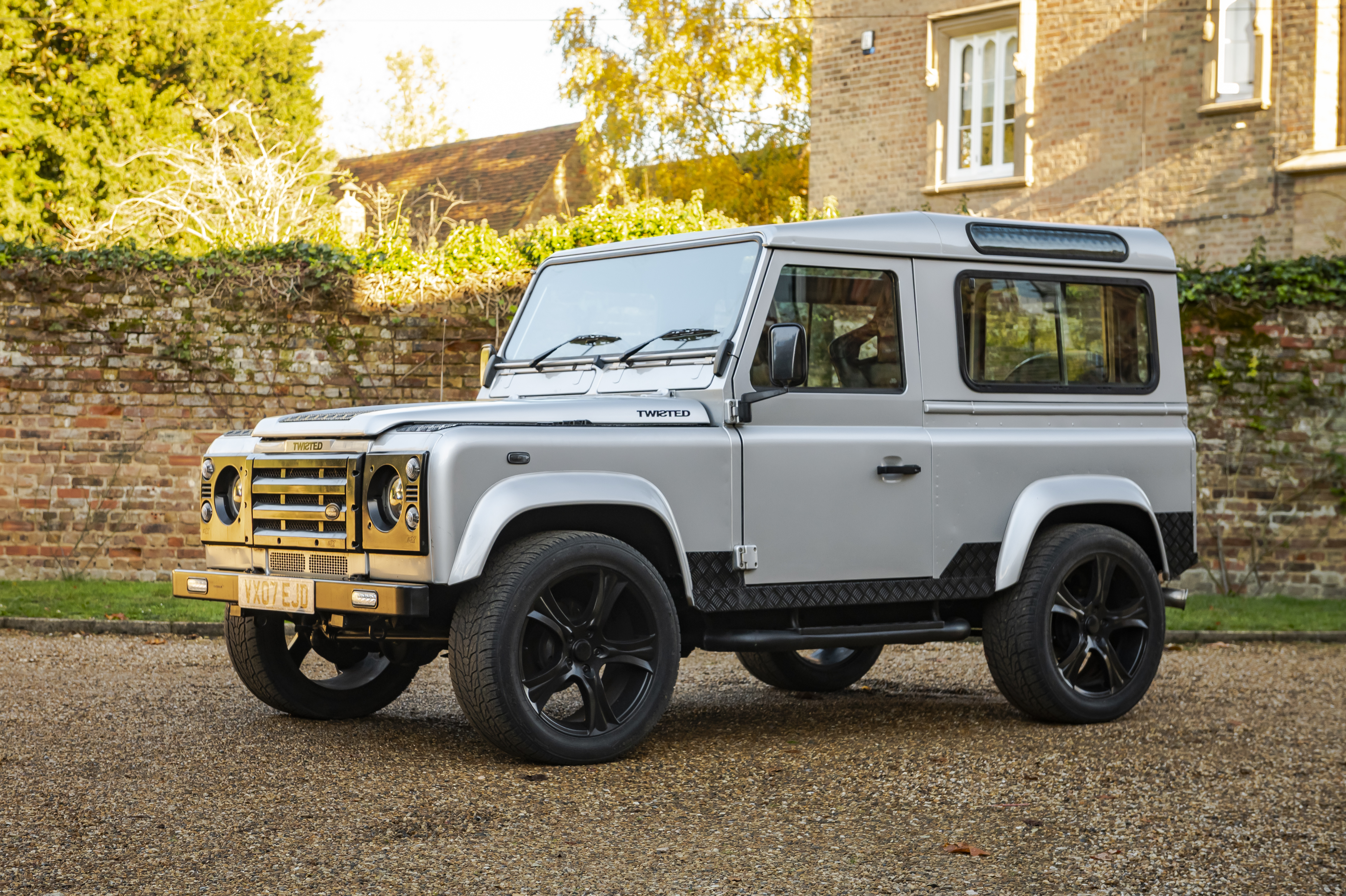 2007 Land Rover Defender 90 TD5 Station Wagon - Twisted Upgrades for ...