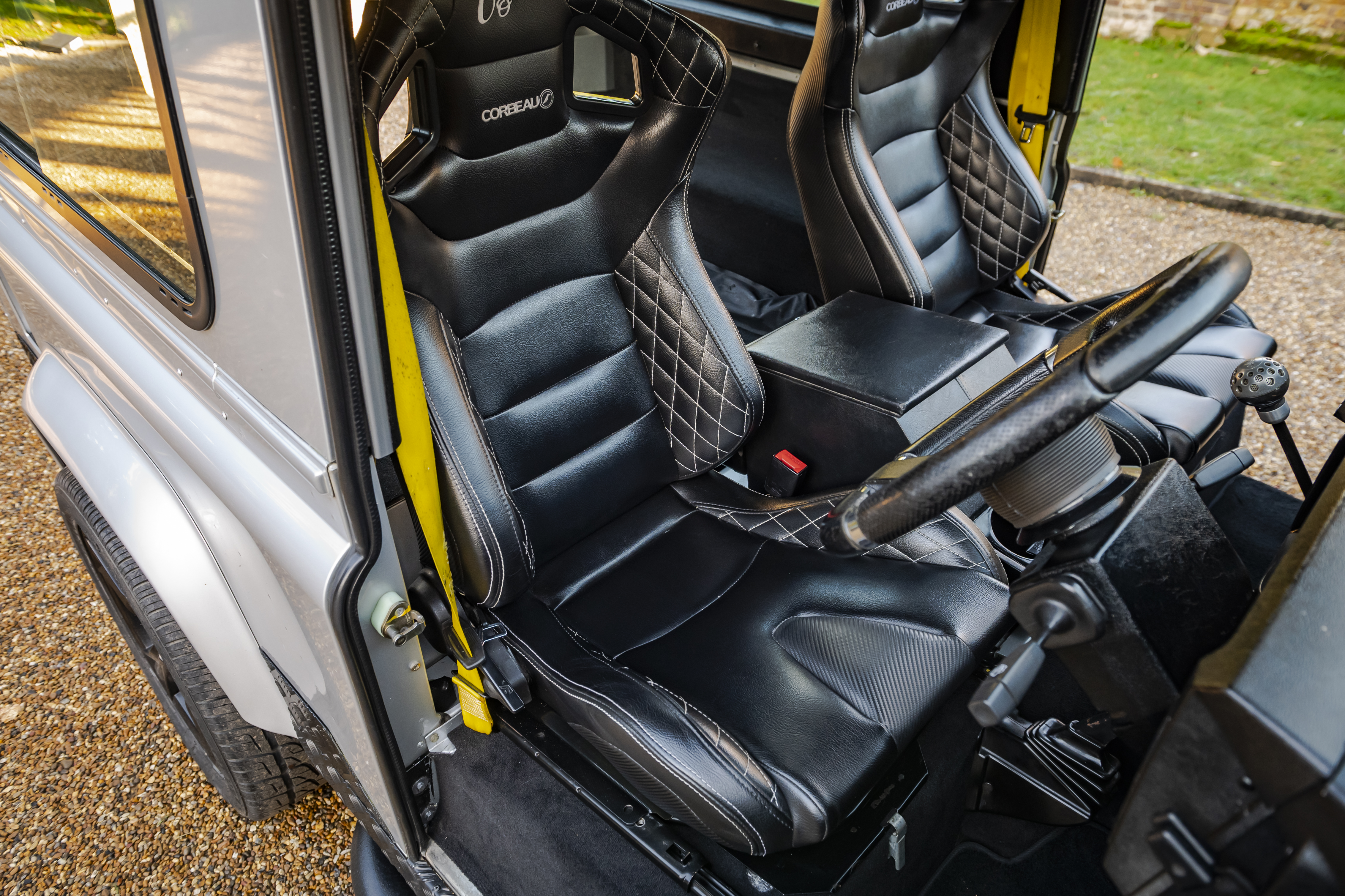 2007 Land Rover Defender 90 TD5 Station Wagon - Twisted Upgrades for ...