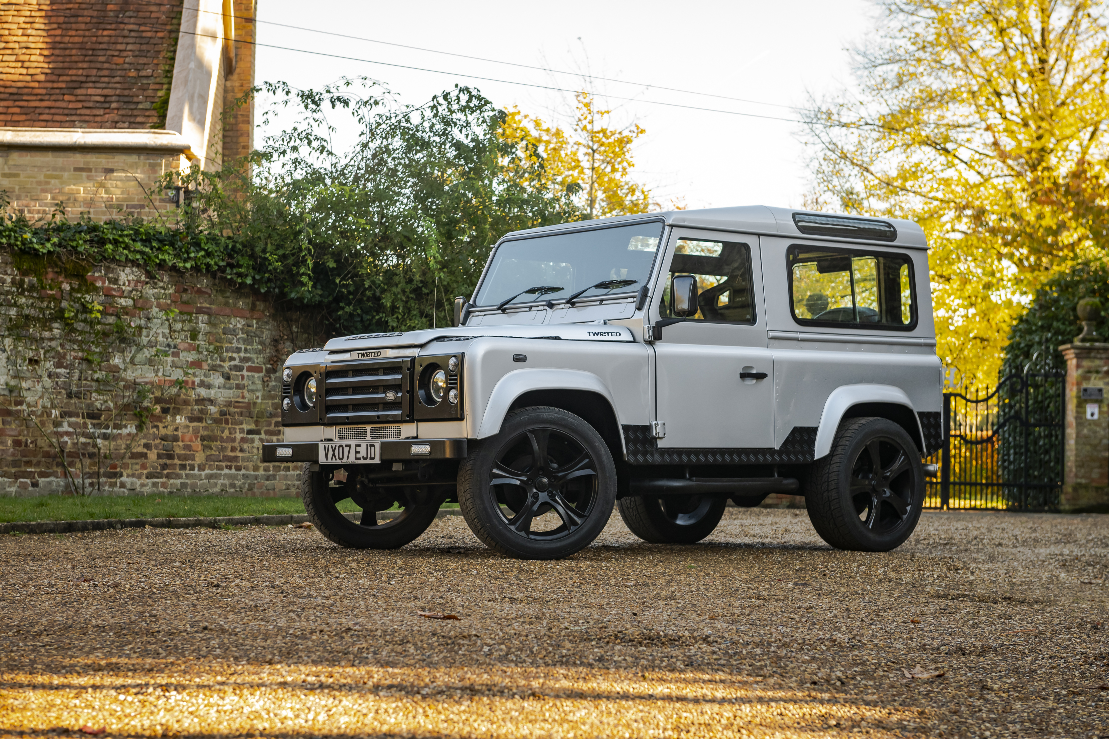 2007 Land Rover Defender 90 TD5 Station Wagon - Twisted Upgrades for ...
