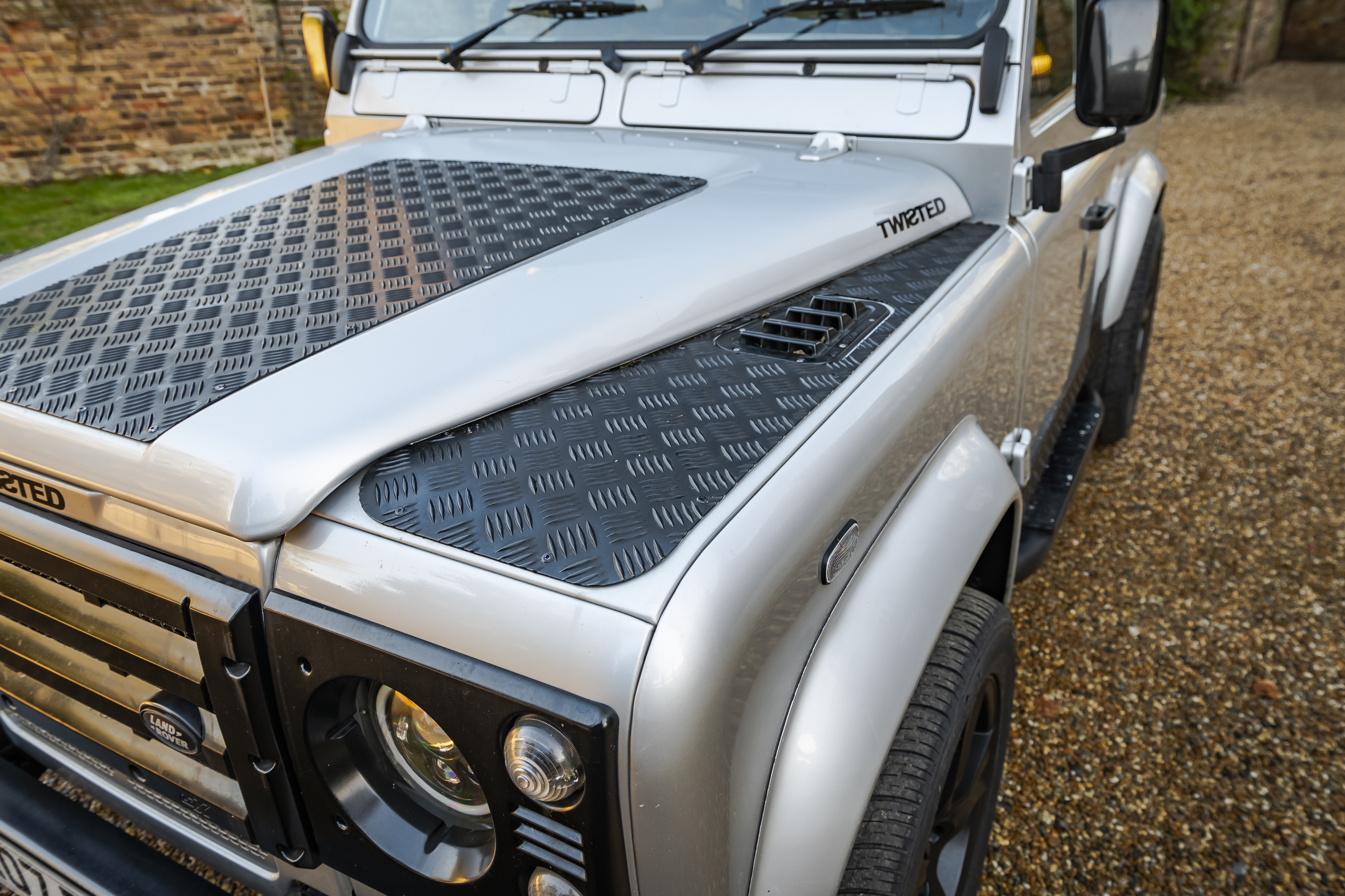 2007 Land Rover Defender 90 TD5 Station Wagon - Twisted Upgrades for ...