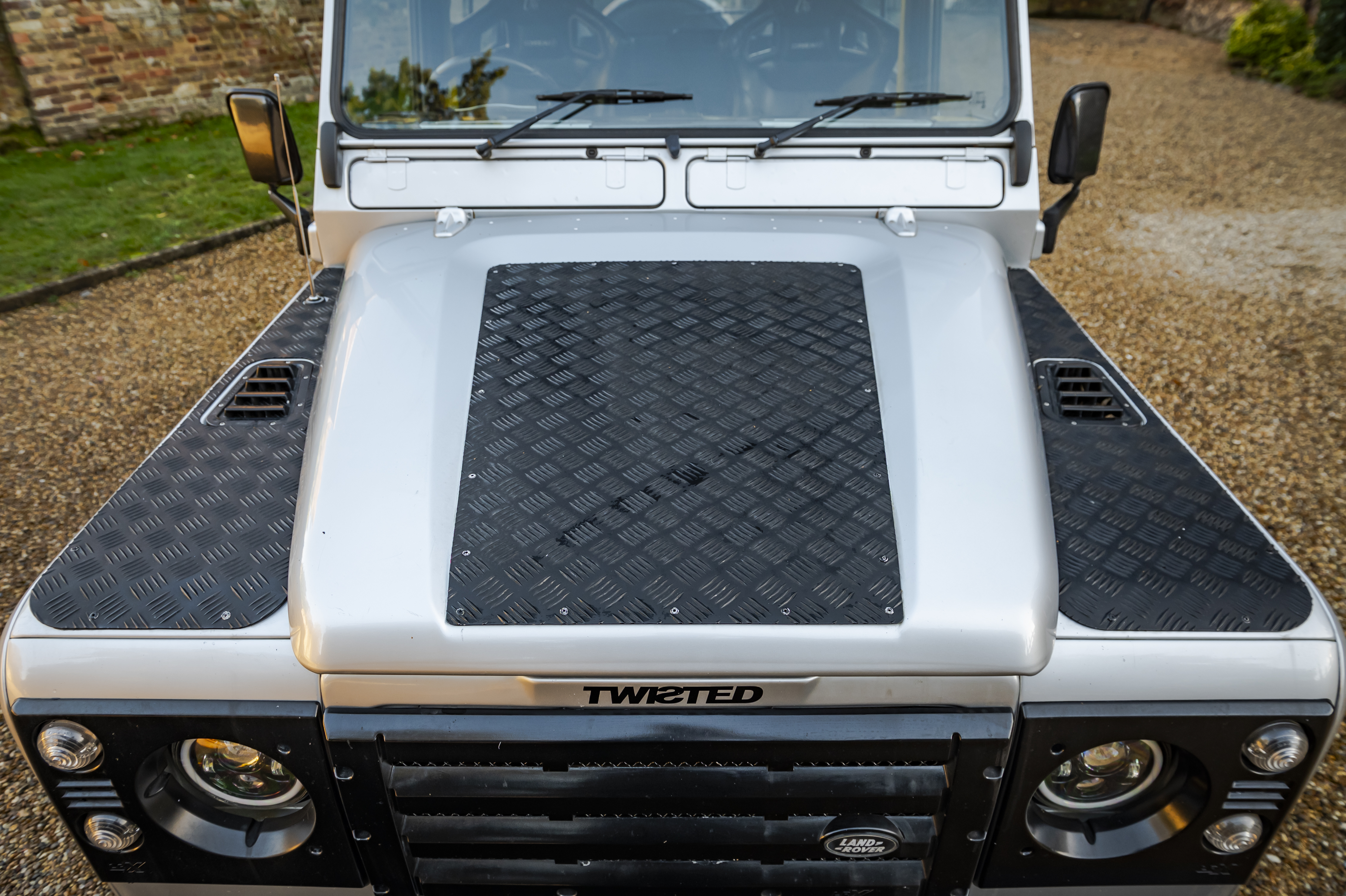 2007 Land Rover Defender 90 TD5 Station Wagon - Twisted Upgrades for ...