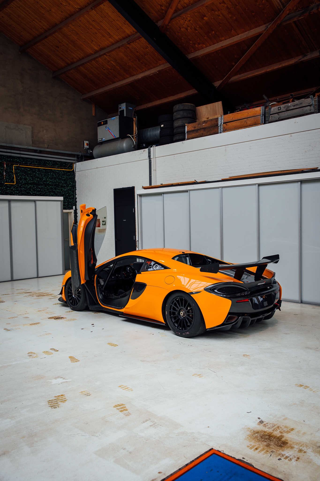 2018 McLaren 570S GT4 – VAT Q for sale by auction in Oegstgeest, South ...
