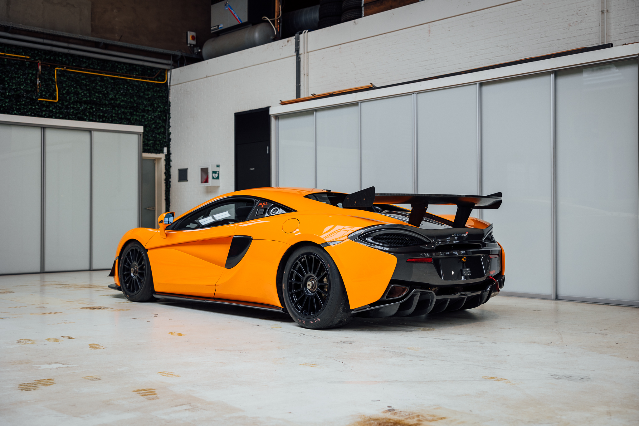 2018 McLaren 570S GT4 – VAT Q for sale by auction in Oegstgeest, South ...