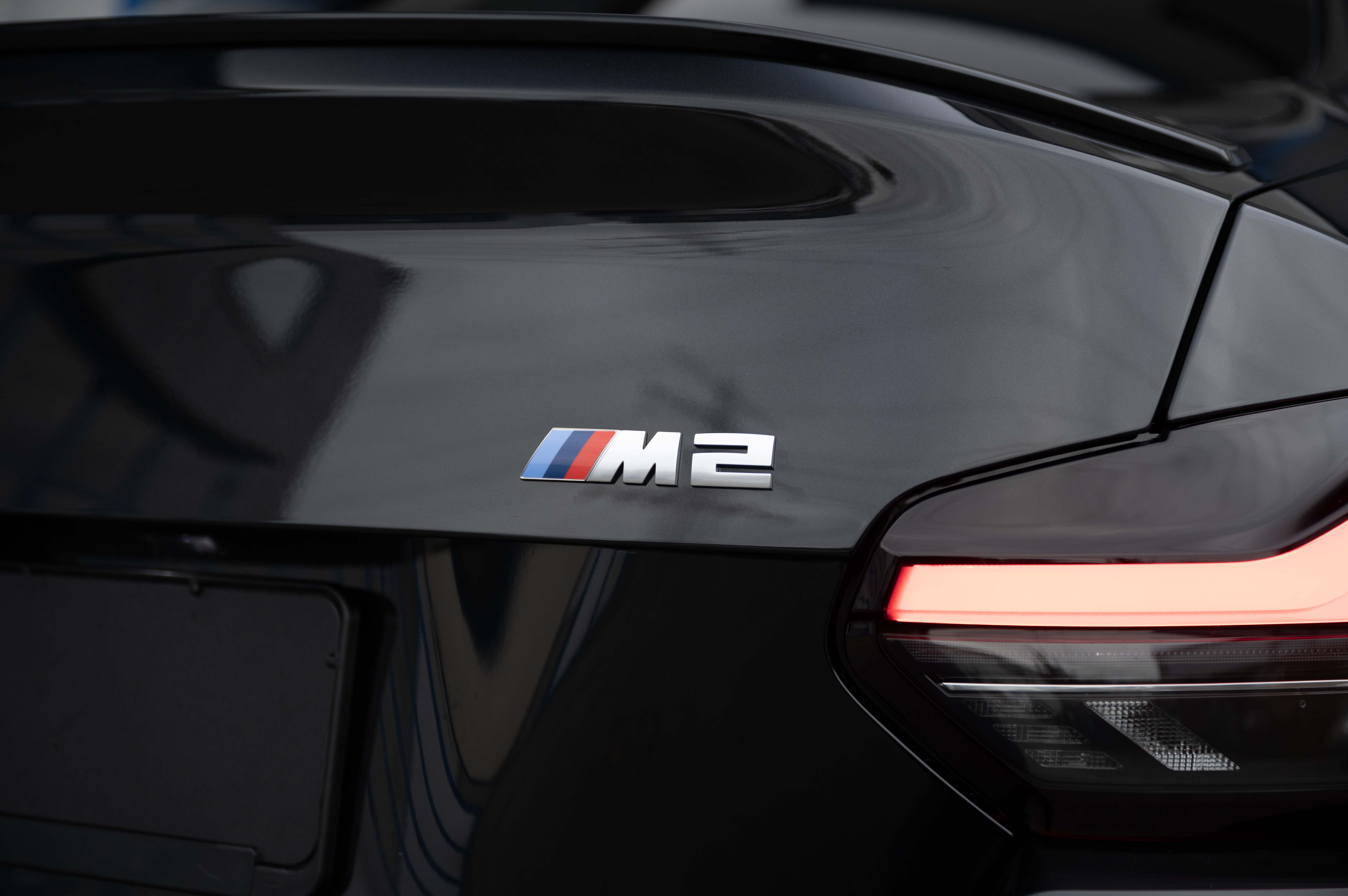 2023 BMW M2 - 660 KM - VAT Q for sale by auction in Hamburg, Germany