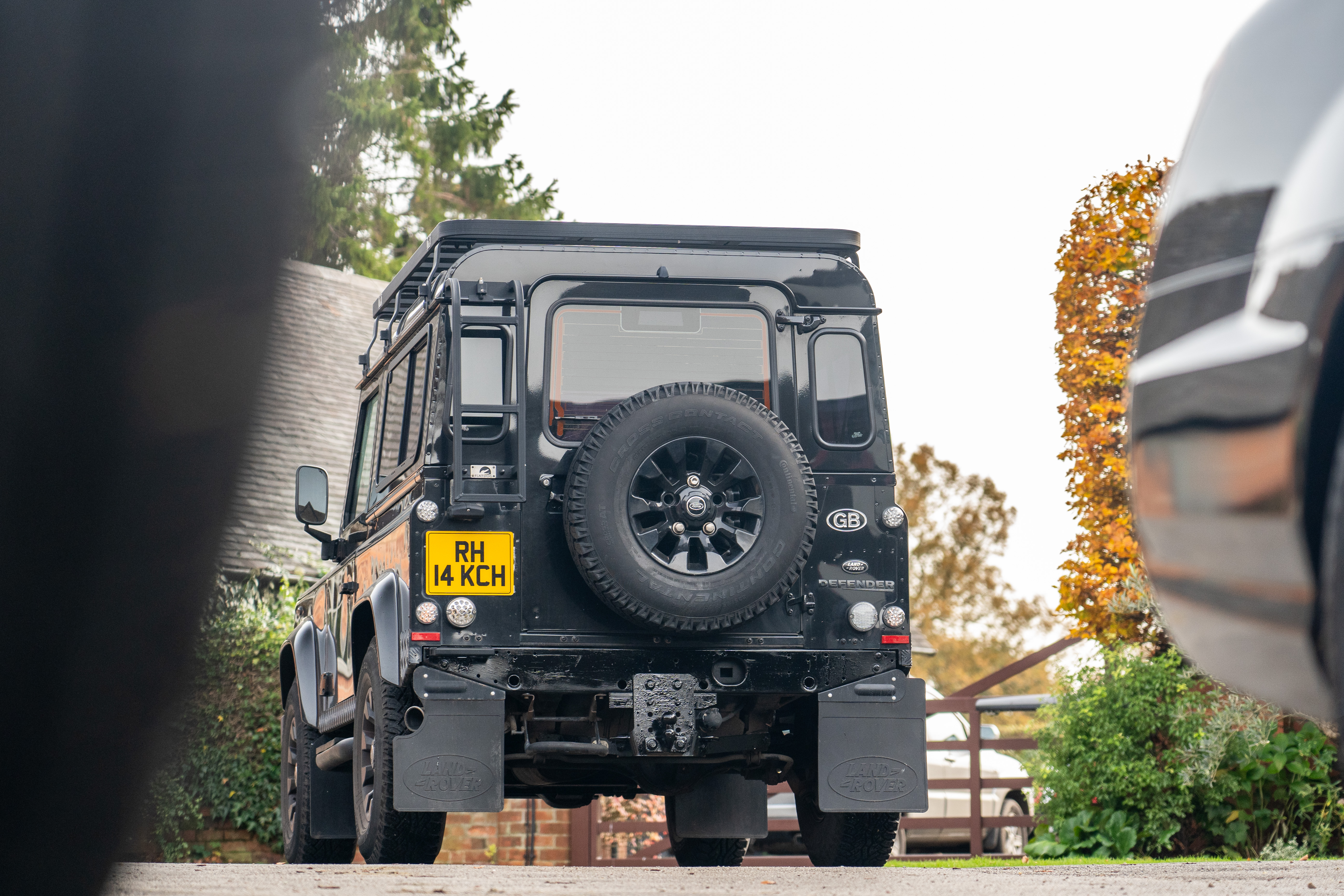 2014 Land Rover Defender 90 XS Station Wagon for sale by auction in ...