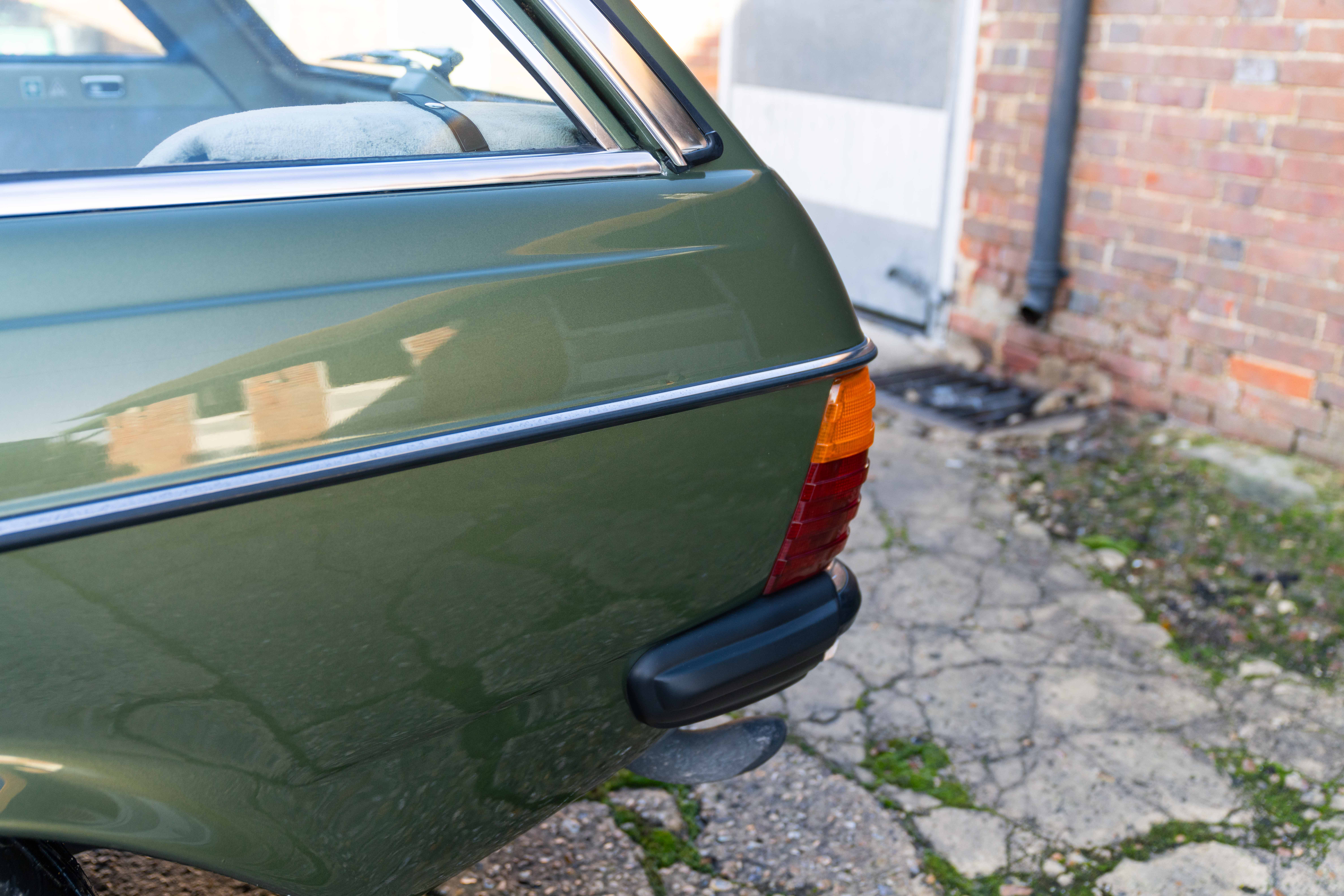 1983 Mercedes-Benz (W123) 280TE for sale by auction in Petersfield ...