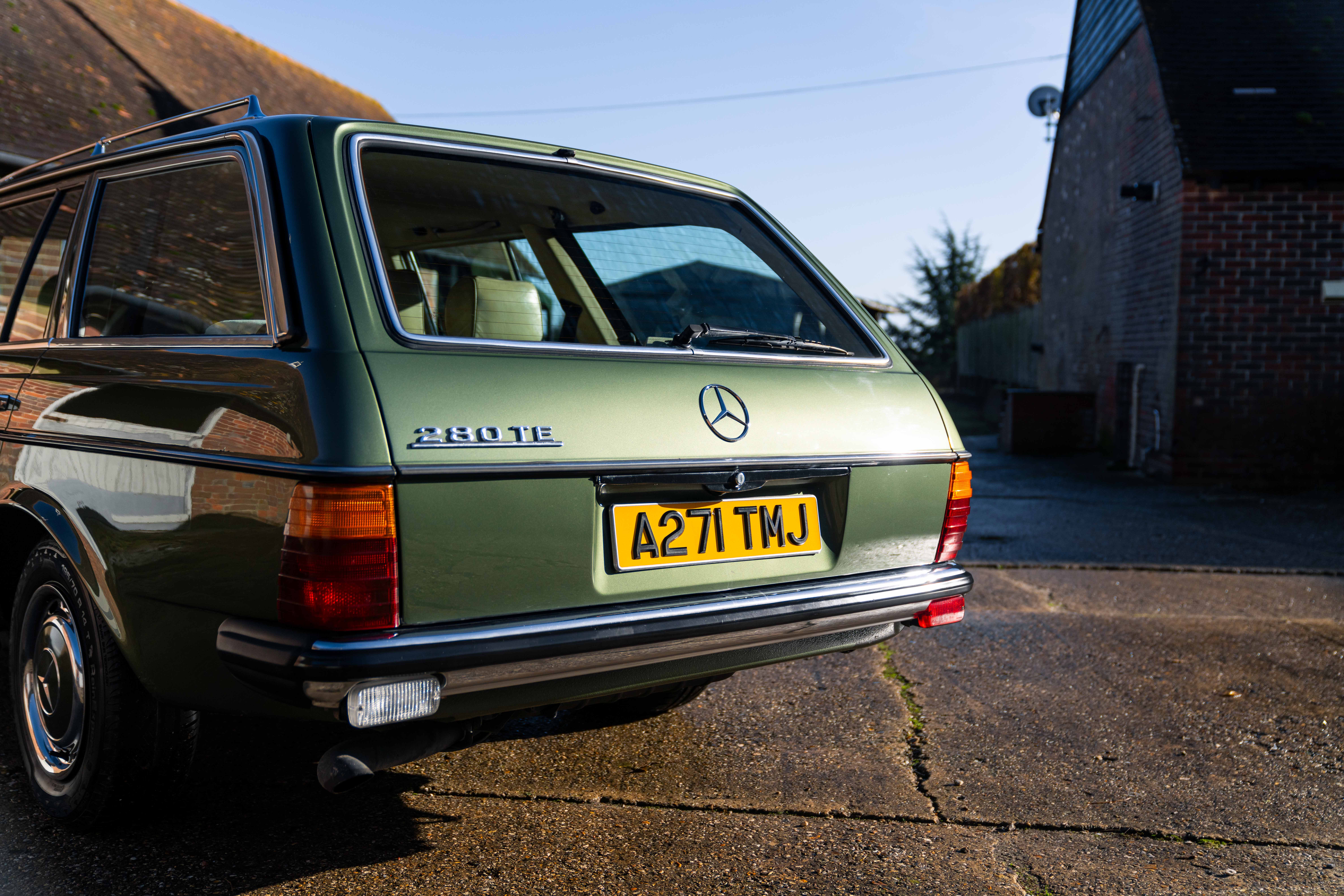 1983 Mercedes-Benz (W123) 280TE for sale by auction in Petersfield ...