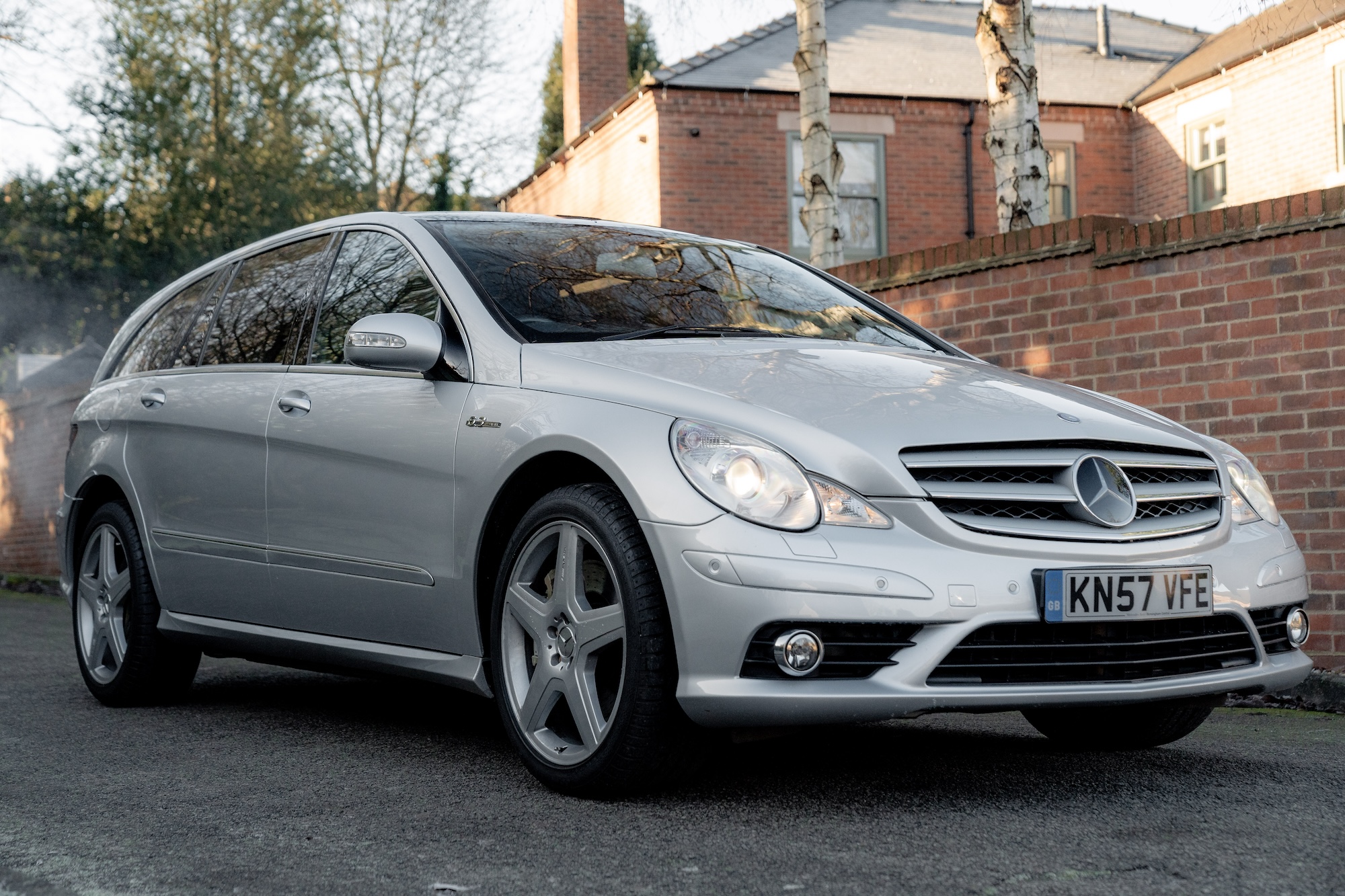 2007 Mercedes-Benz R63 AMG for sale by auction in Derby, Derbyshire ...