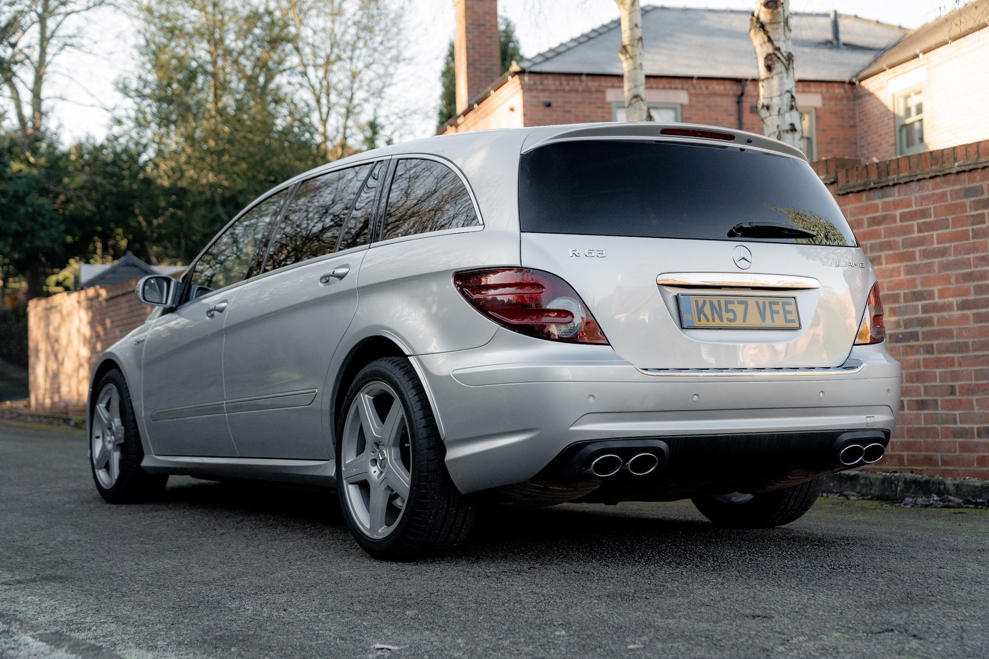 2007 Mercedes-Benz R63 AMG for sale by auction in Derby, Derbyshire ...
