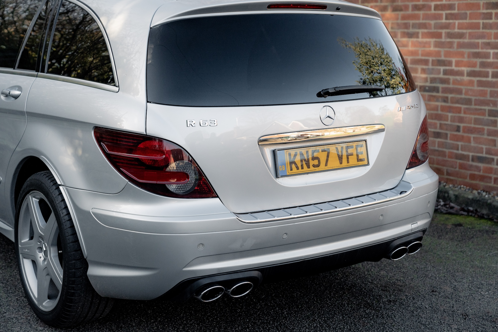 2007 Mercedes-Benz R63 AMG for sale by auction in Derby, Derbyshire ...