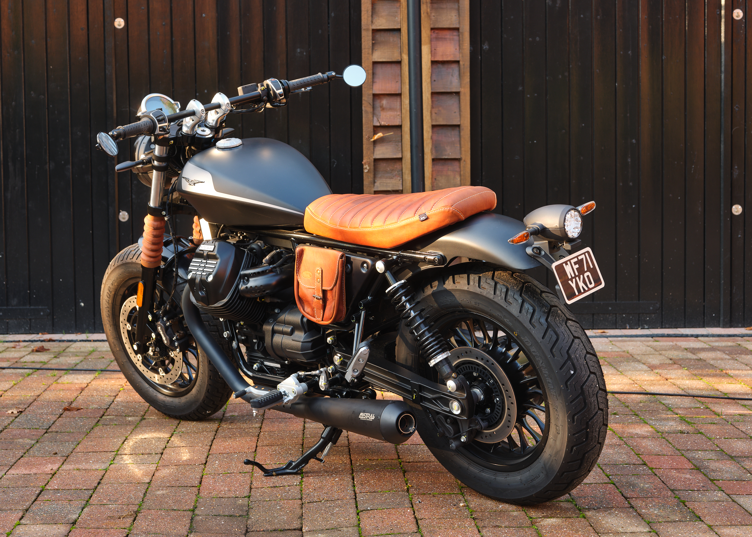 2021 Moto Guzzi V9 Bobber Custom - 98 Miles for sale by auction in ...