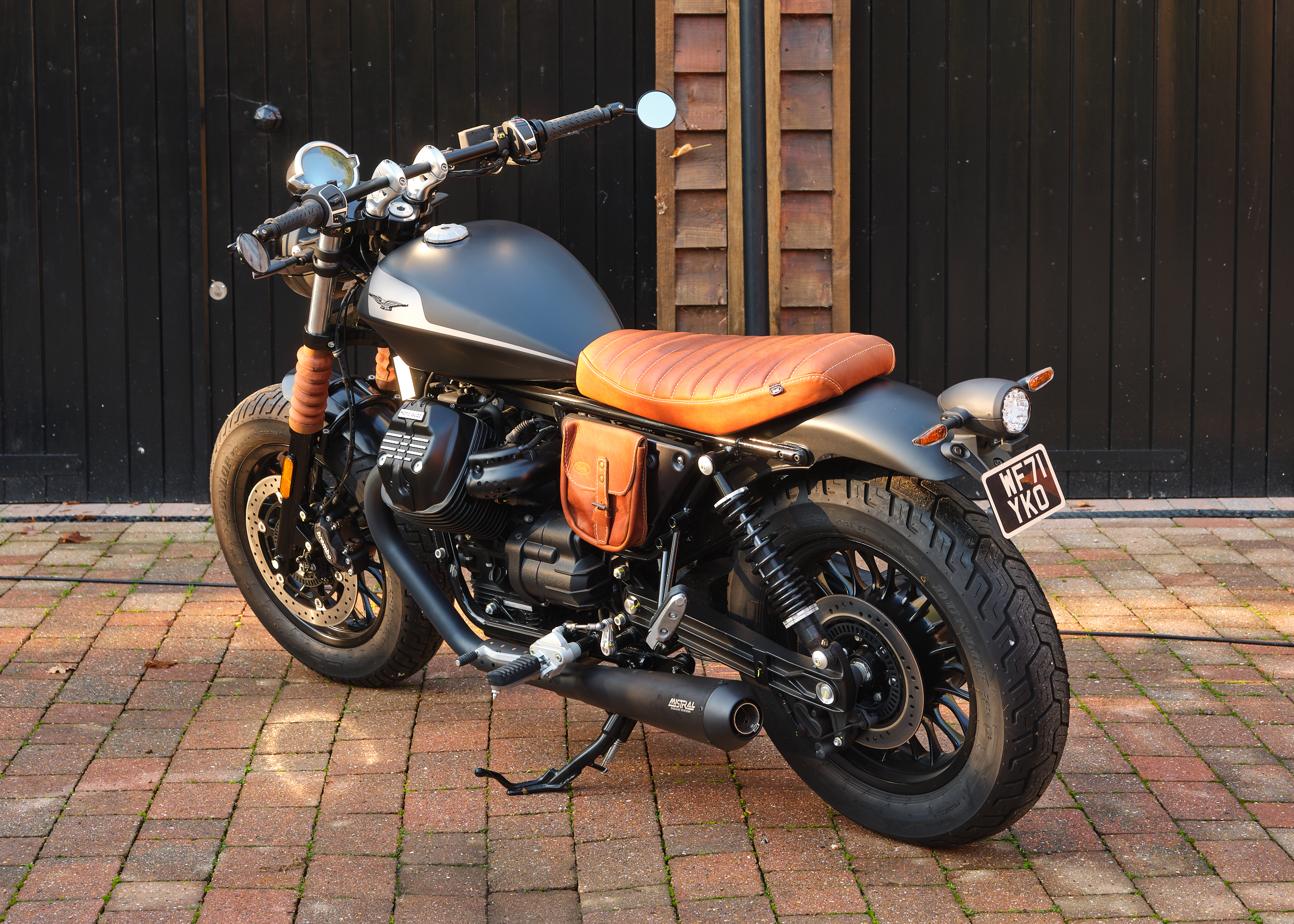 2021 Moto Guzzi V9 Bobber Custom - 98 Miles for sale by auction in ...