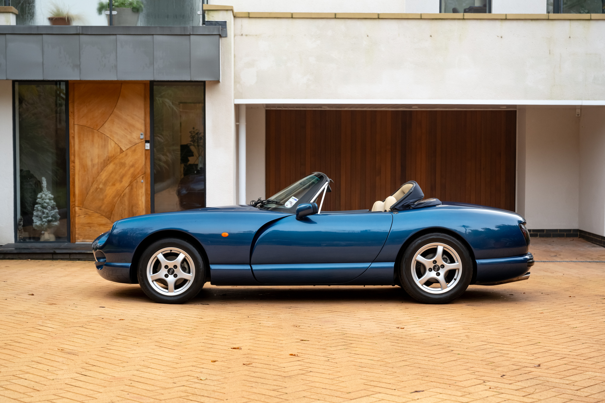 1994 TVR Chimaera 400 HC for sale by auction in Poole, Dorset, United ...