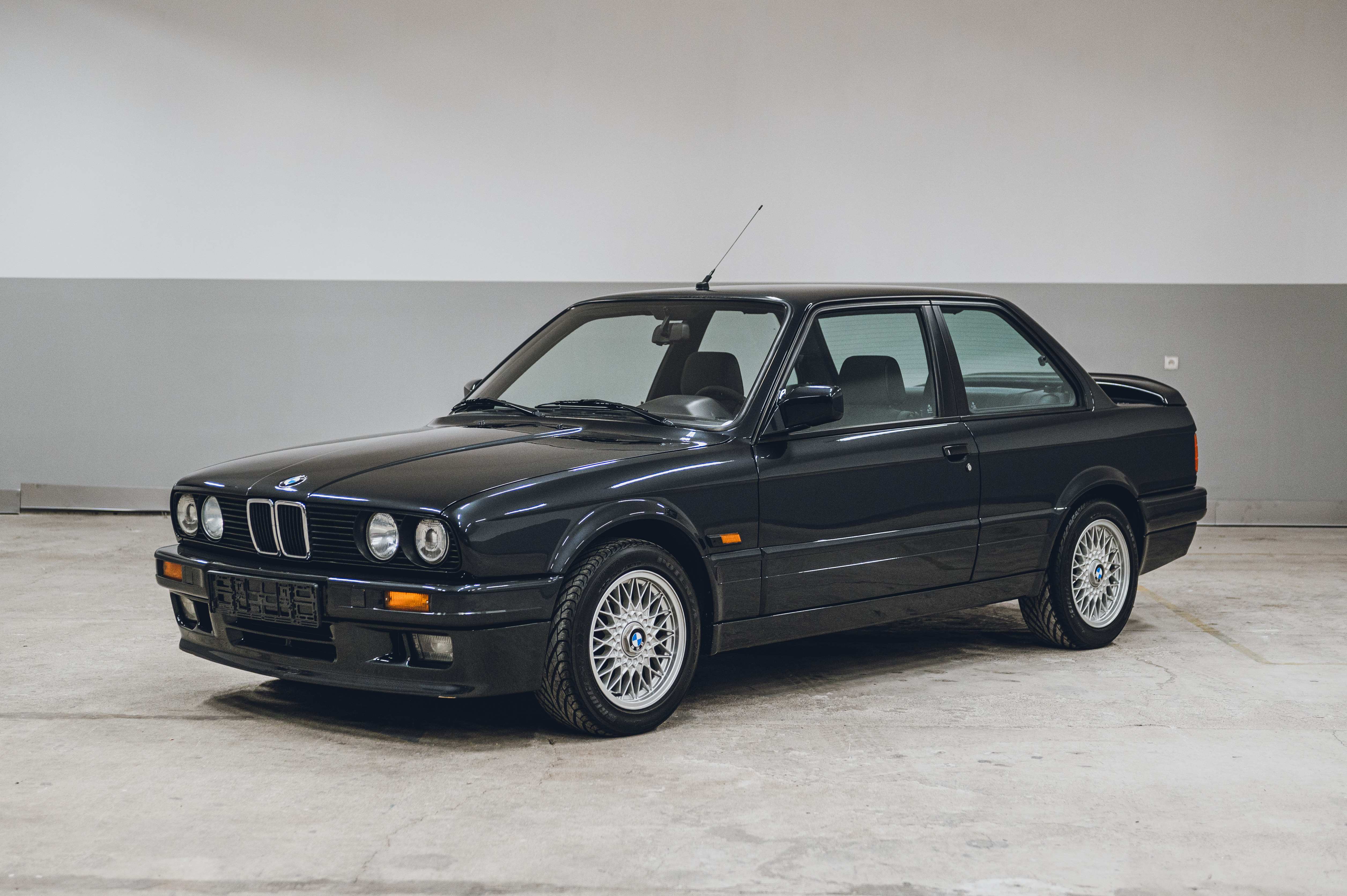 1990 BMW (E30) 320IS for sale by auction in Pomeranian, Poland