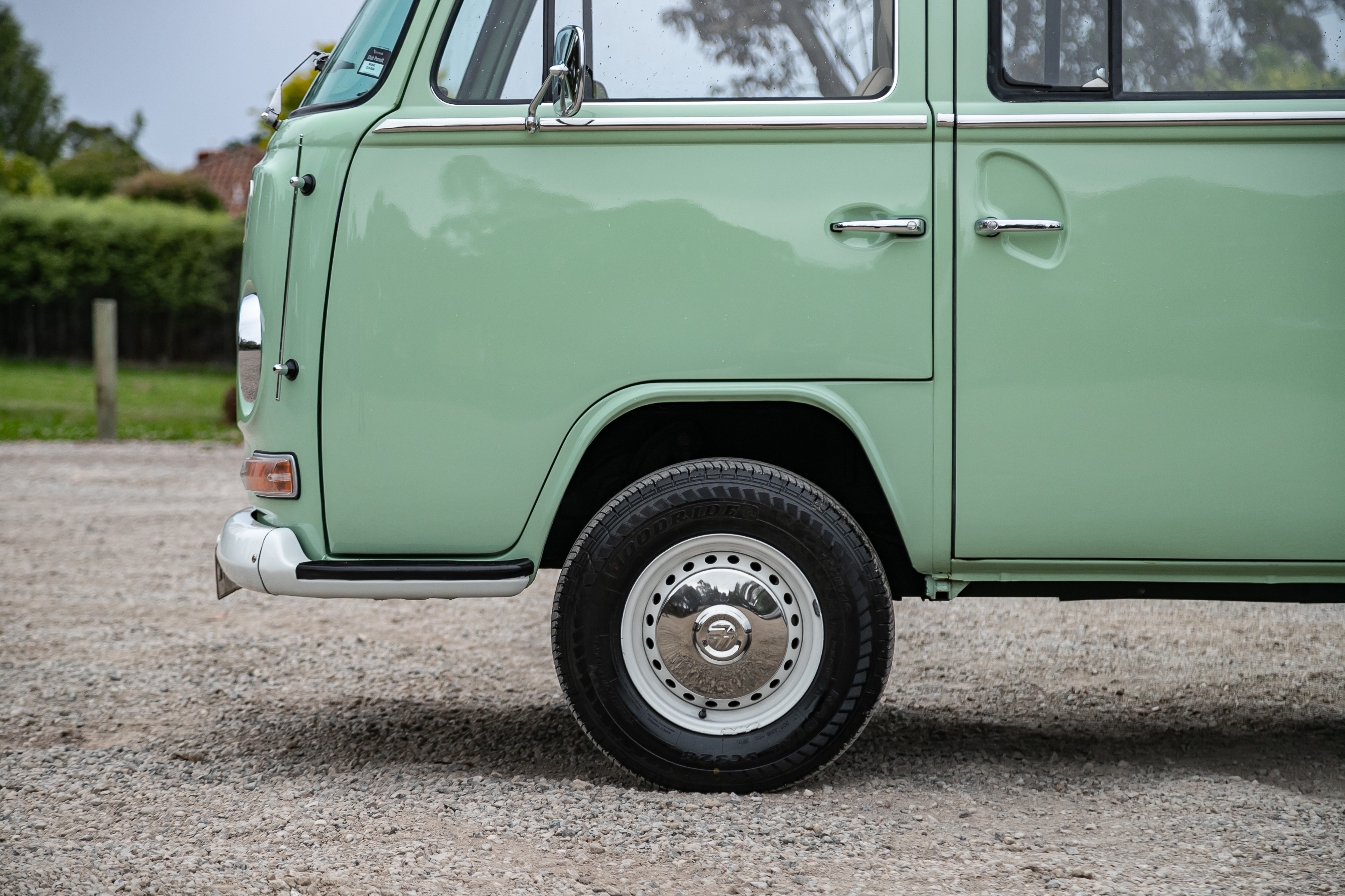 1972 Volkswagen Type 2 (T2) Kombi for sale by auction in Ringwood North ...