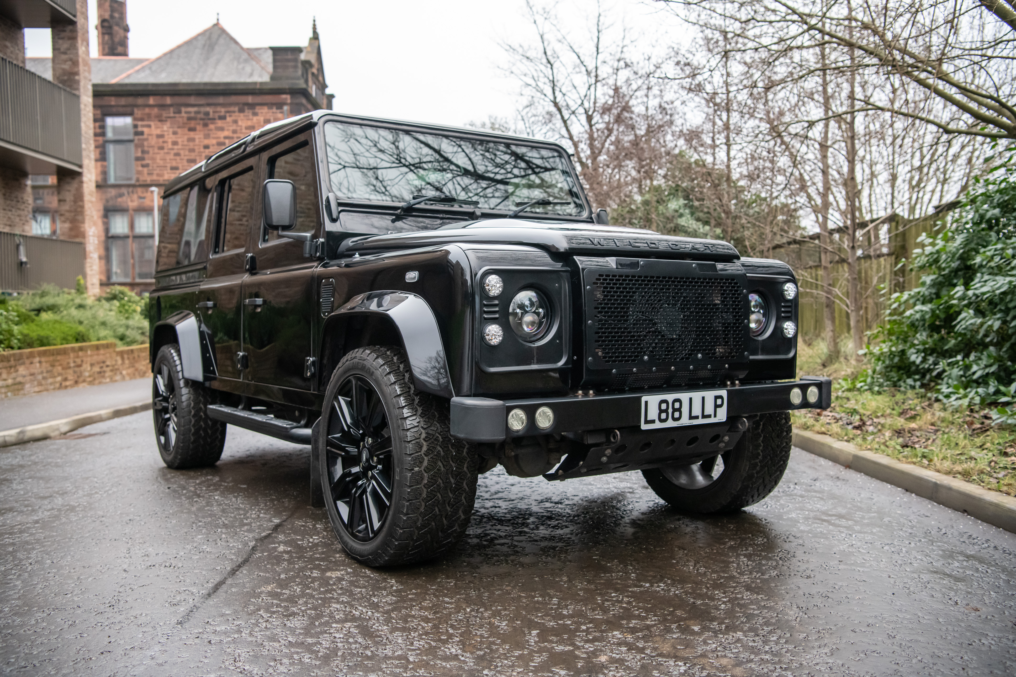 2014 Land Rover Defender 110 XS - Wildcat LS3 V8 for sale by auction in ...