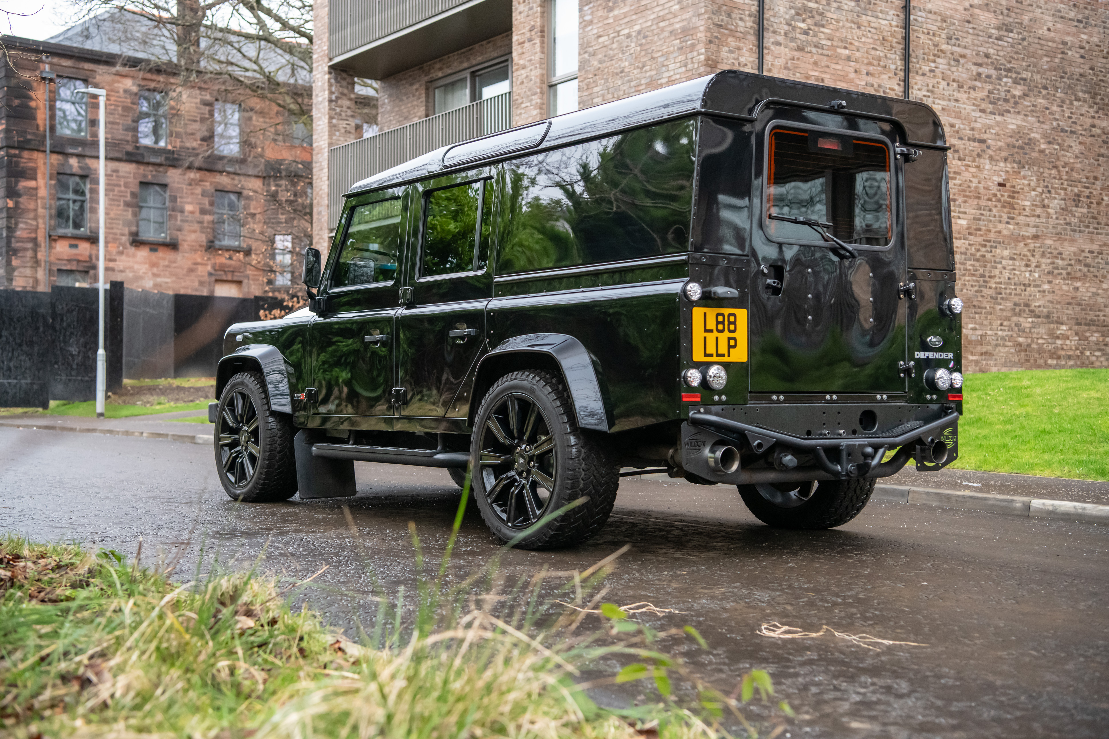 2014 Land Rover Defender 110 XS - Wildcat LS3 V8 for sale by auction in ...