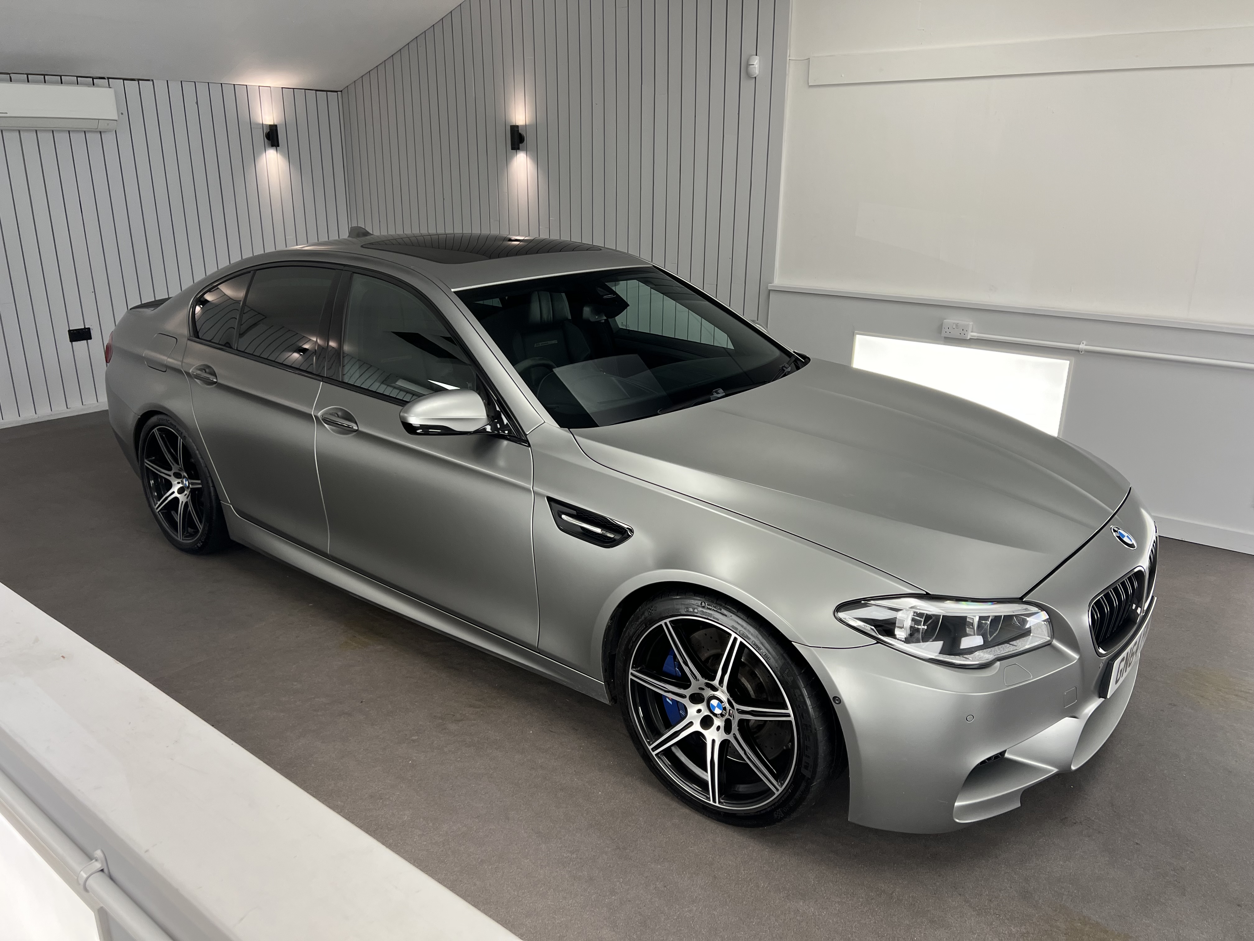 2014 BMW (F10) M5 - 30 Jahre Limited Edition for sale by auction in ...
