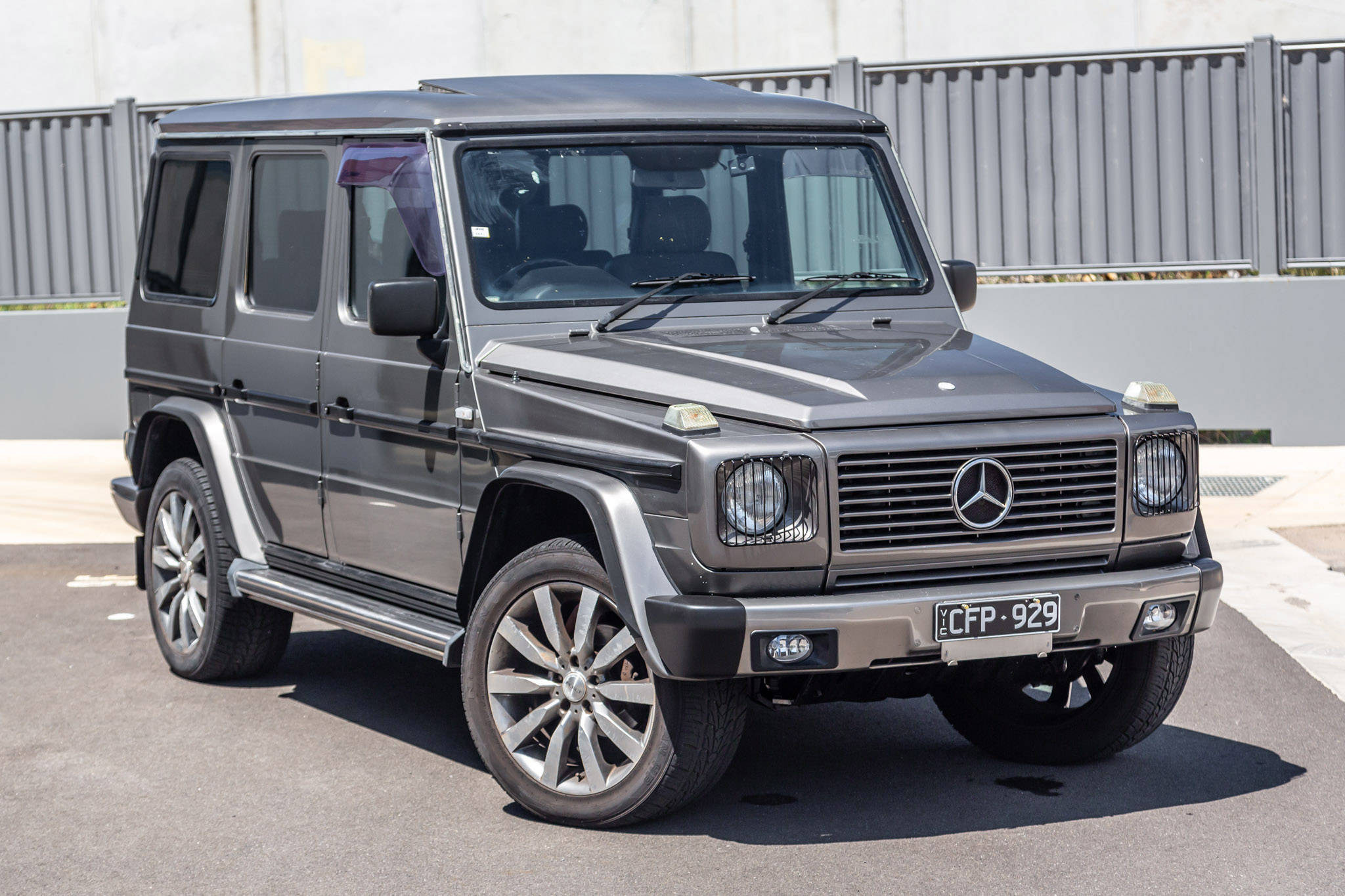 1994 Mercedes-Benz (W463) 300 GE for sale by auction in Hillside, VIC ...