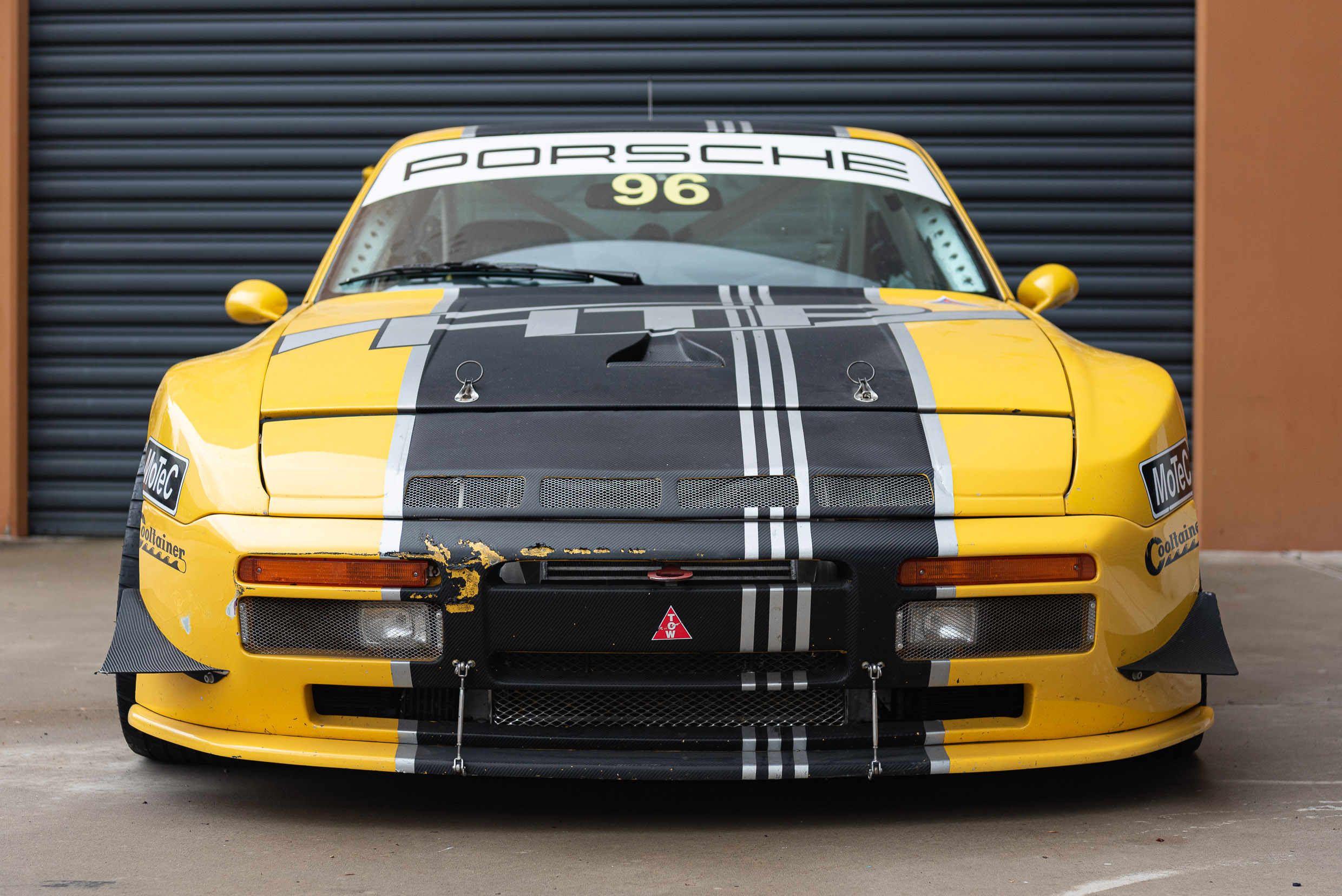 1986 Porsche 944 Turbo - Race Car And Trailer for sale by auction in ...