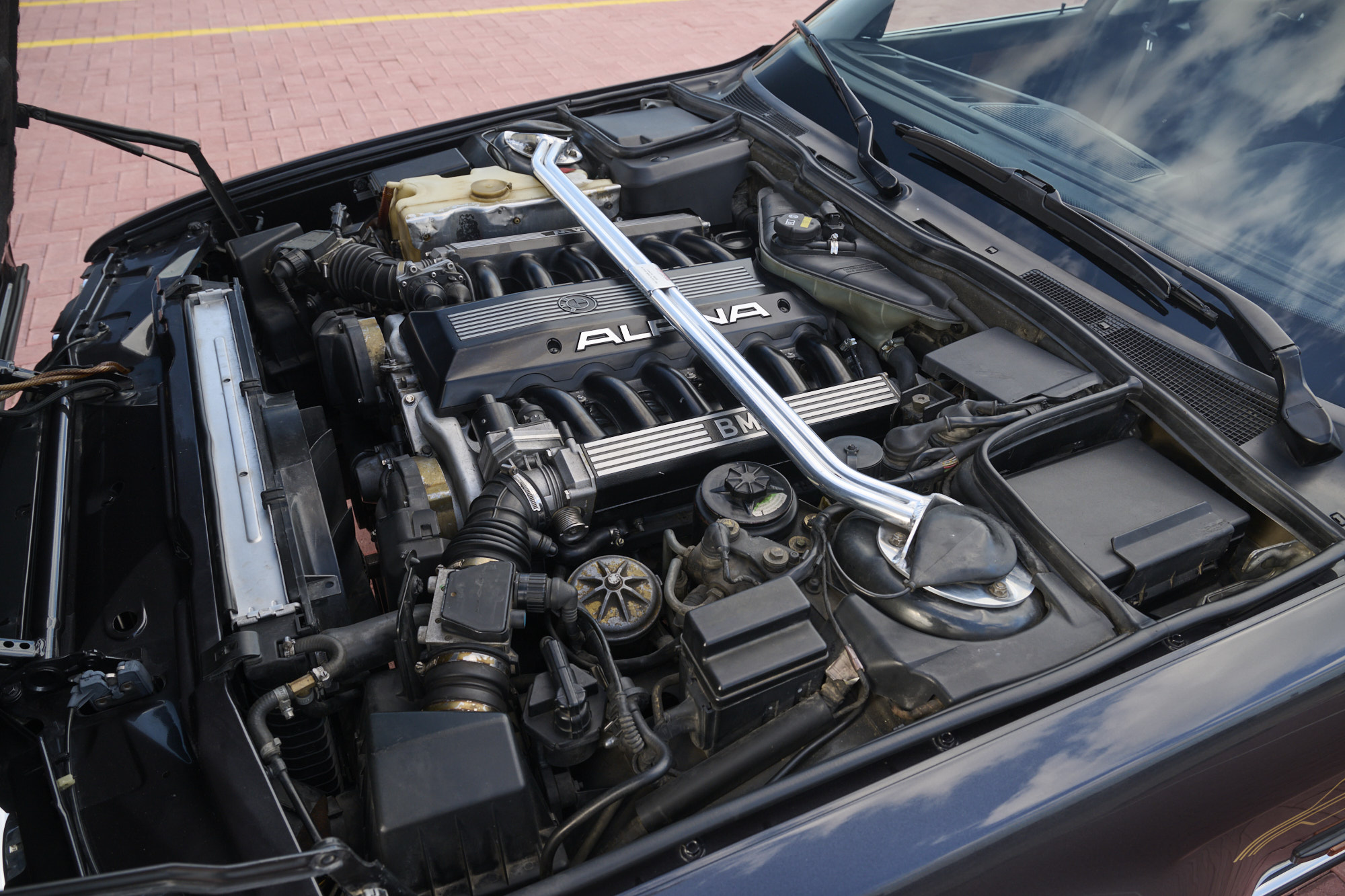 1991 BMW Alpina (E32) B12 5.0 for sale by auction in Dubai, United Arab ...