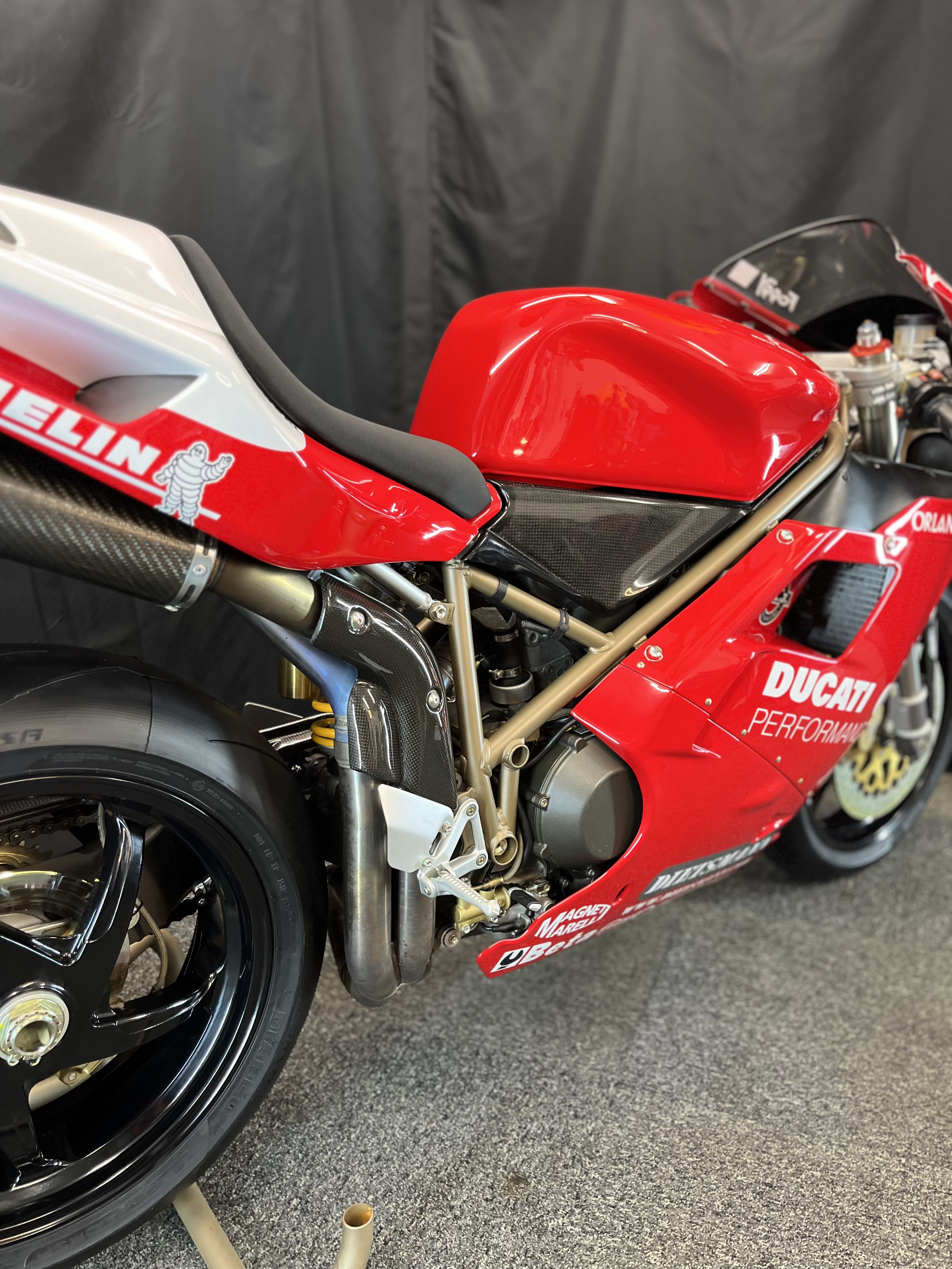 1998 Ducati 916 SPS - Carl Fogarty Replica for sale by auction in Derby ...