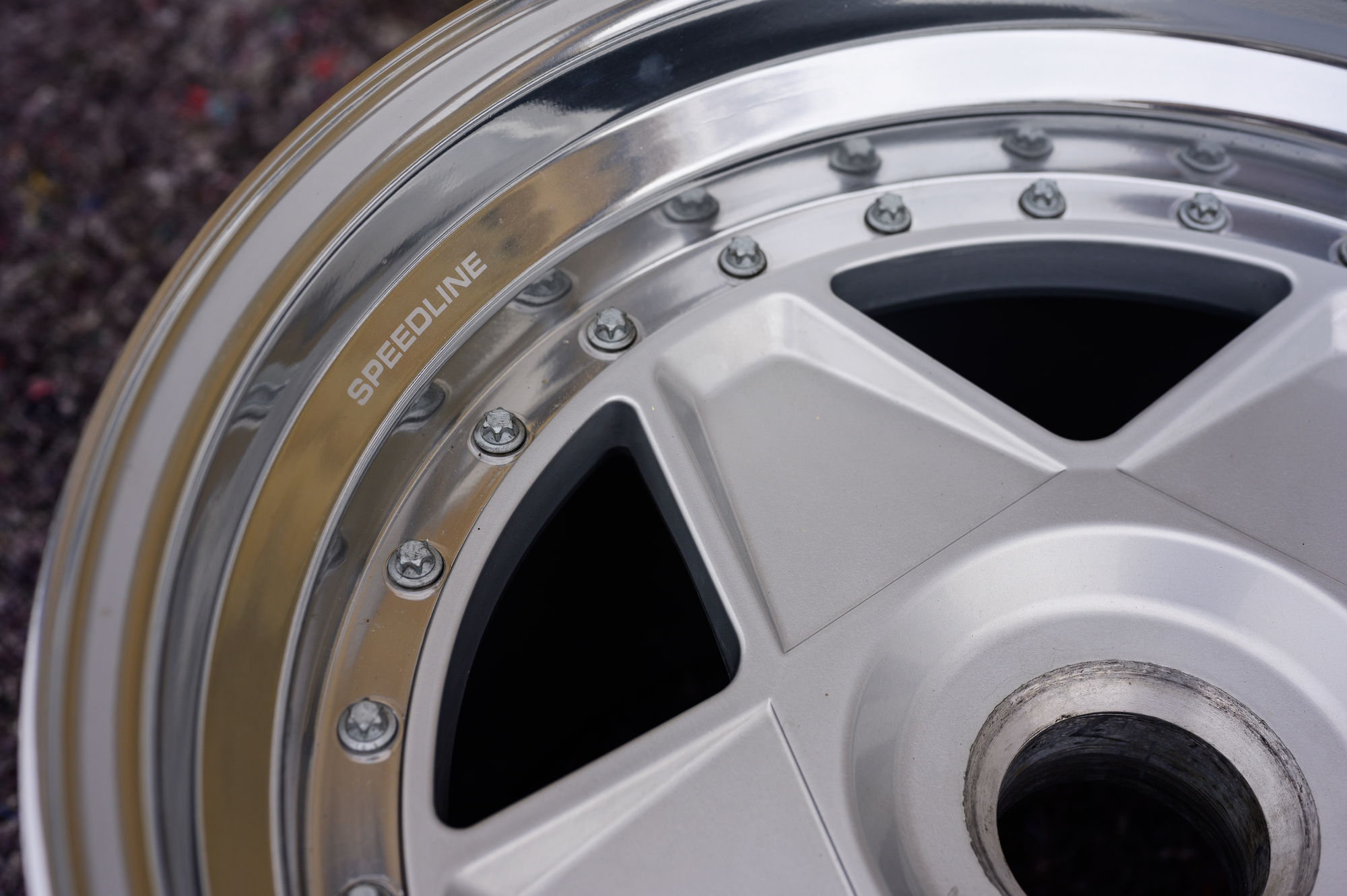 FERRARI F40 WHEELS - SET OF RESTORED ALLOY WHEELS for sale by auction ...
