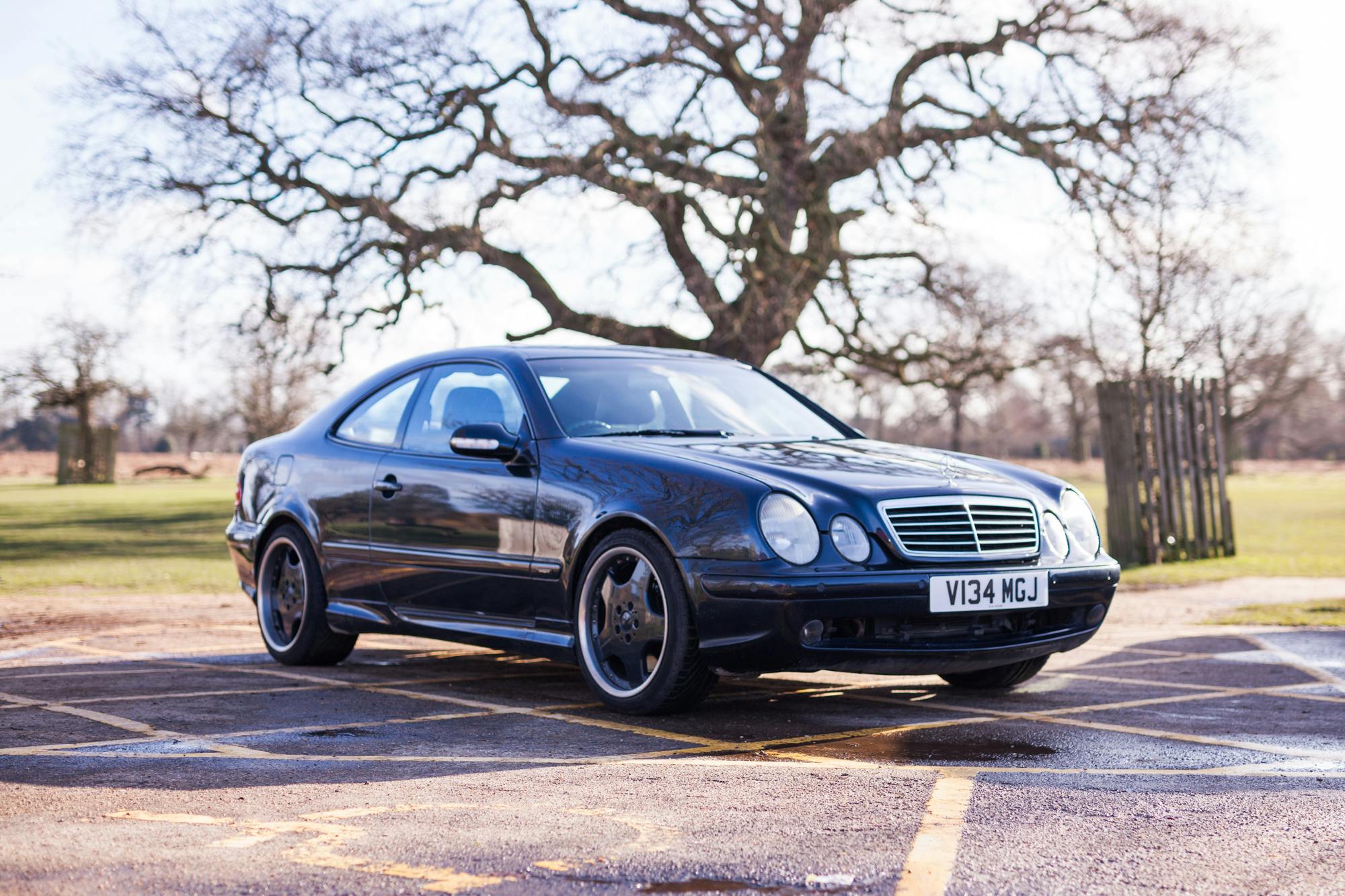 NO RESERVE: 1999 MERCEDES-BENZ (W208) CLK55 AMG