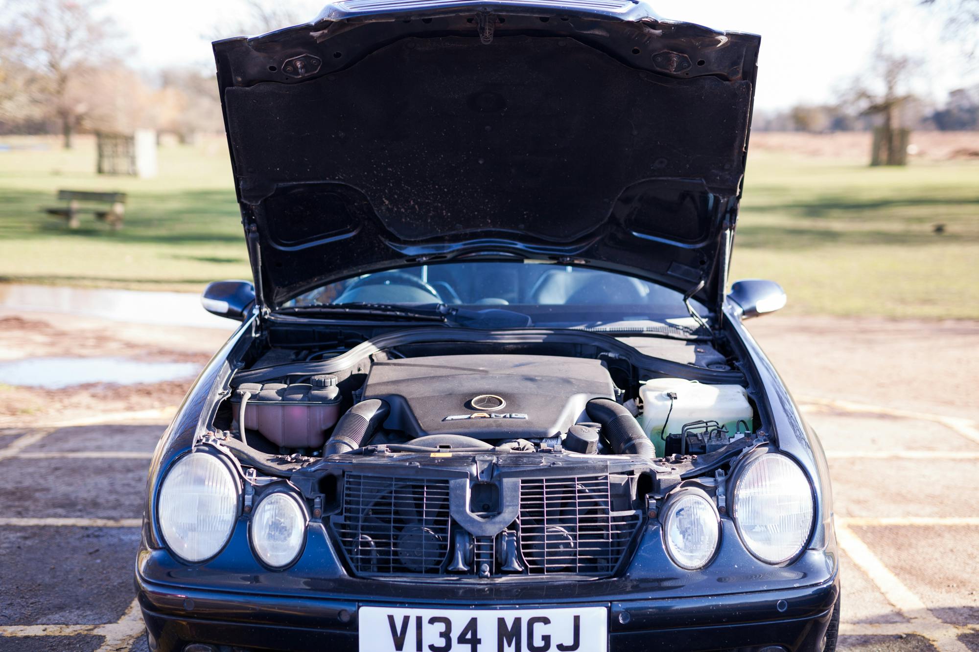 NO RESERVE: 1999 MERCEDES-BENZ (W208) CLK55 AMG