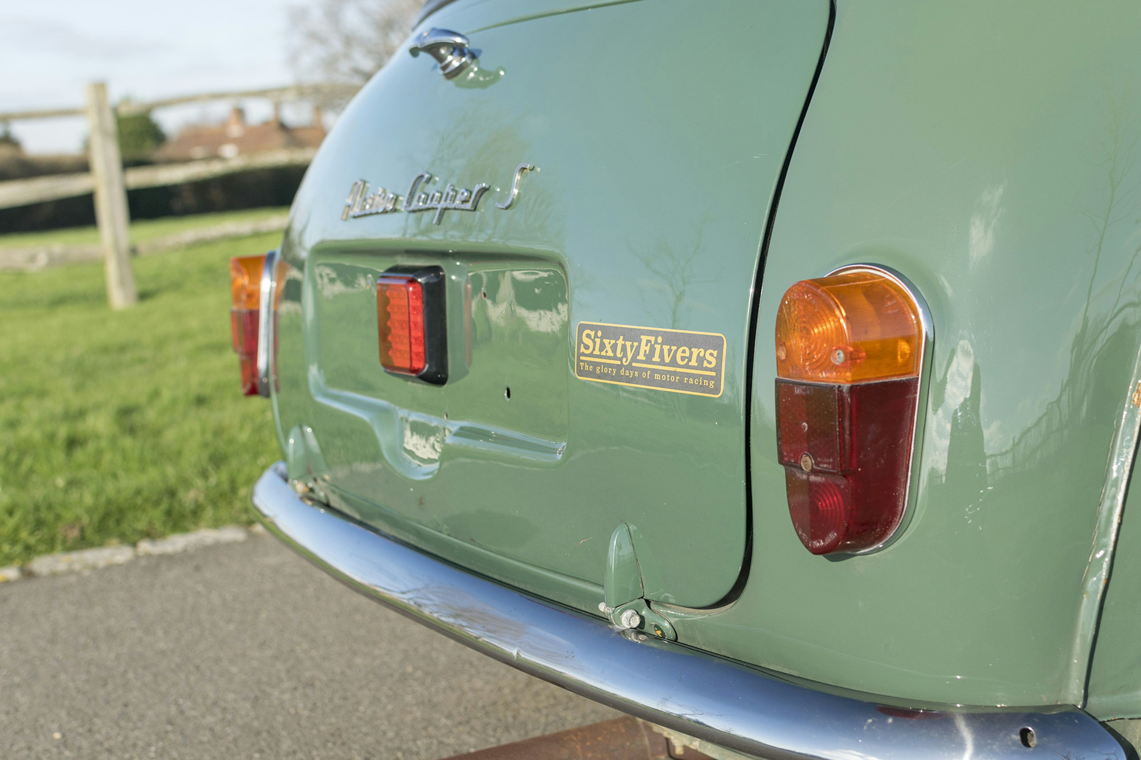 1966 AUSTIN MINI FIA COOPER S SPECIFICATION