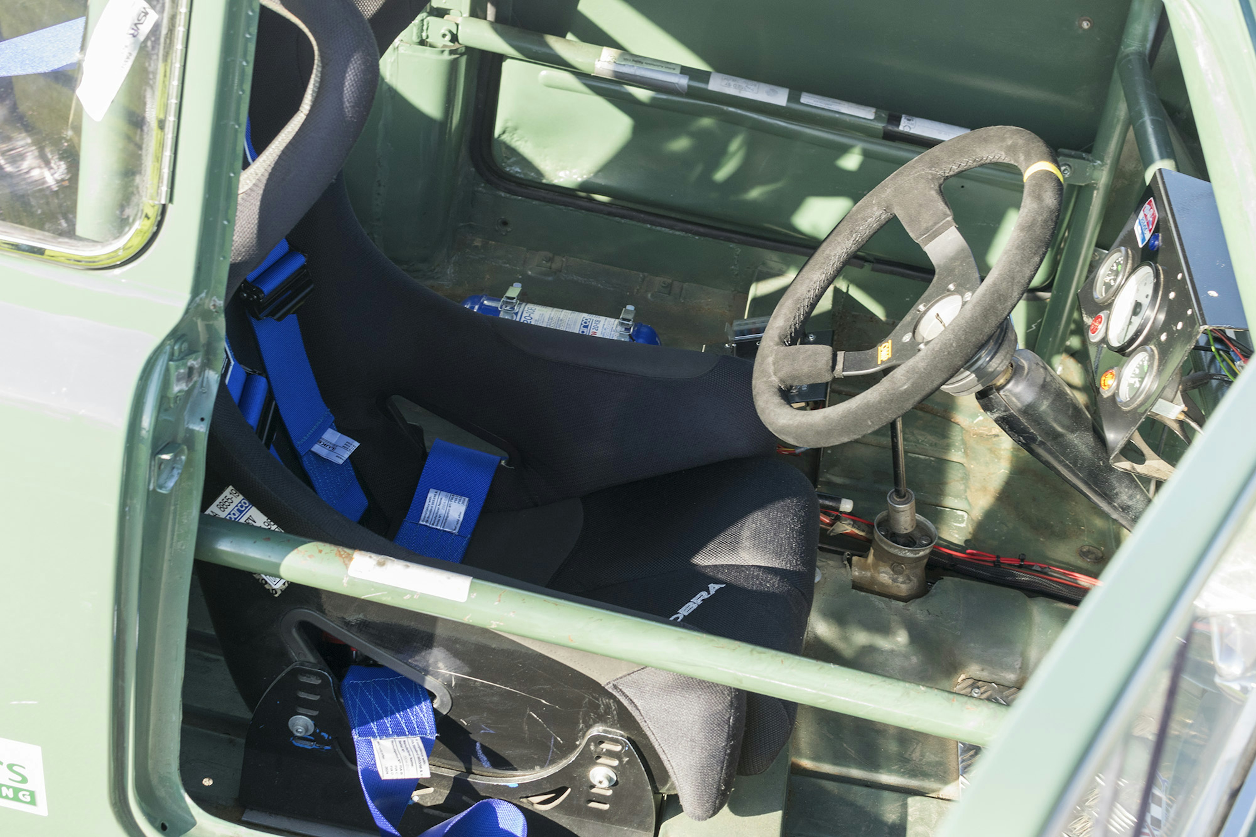 1966 AUSTIN MINI FIA COOPER S SPECIFICATION