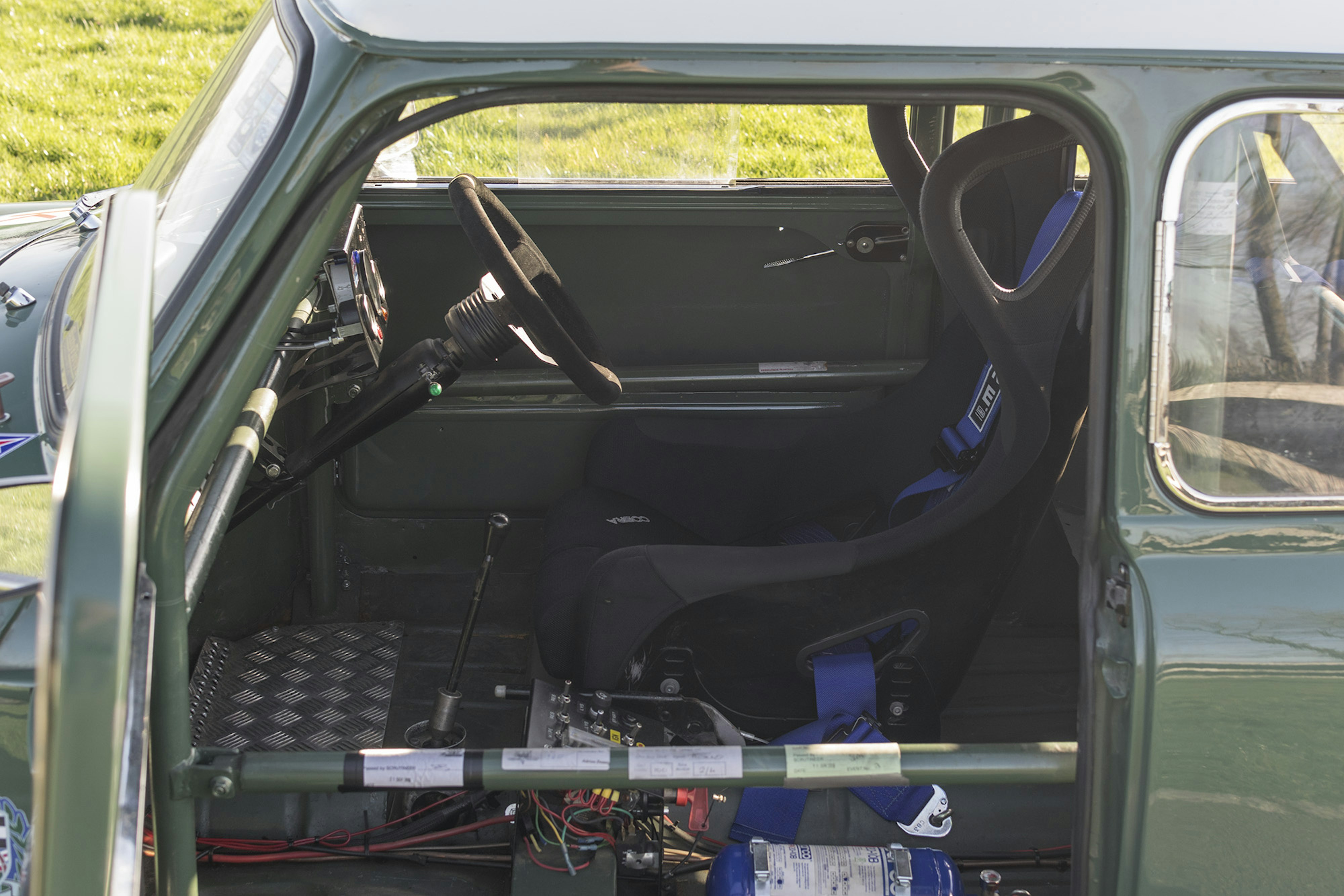 1966 AUSTIN MINI FIA COOPER S SPECIFICATION