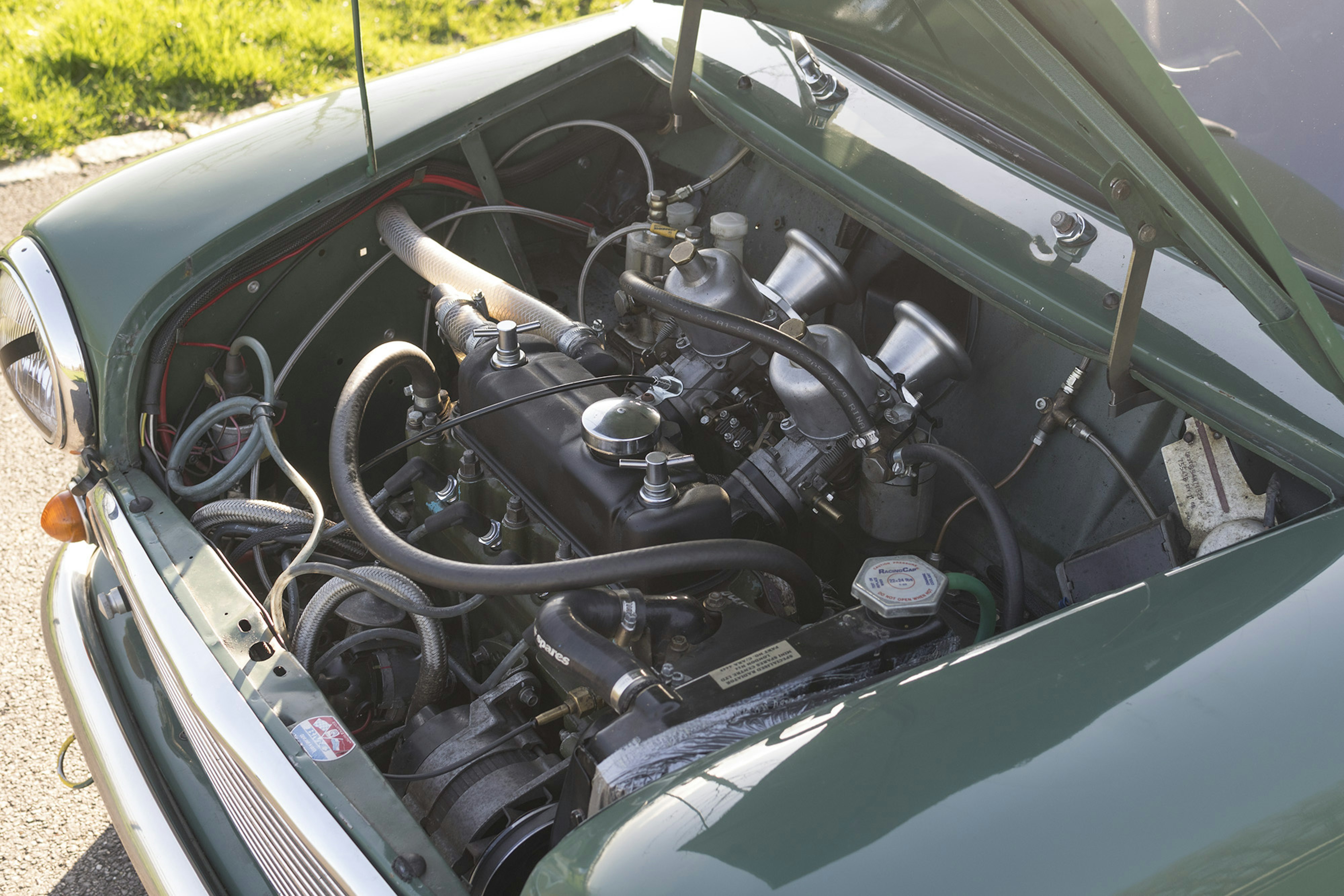 1966 AUSTIN MINI FIA COOPER S SPECIFICATION