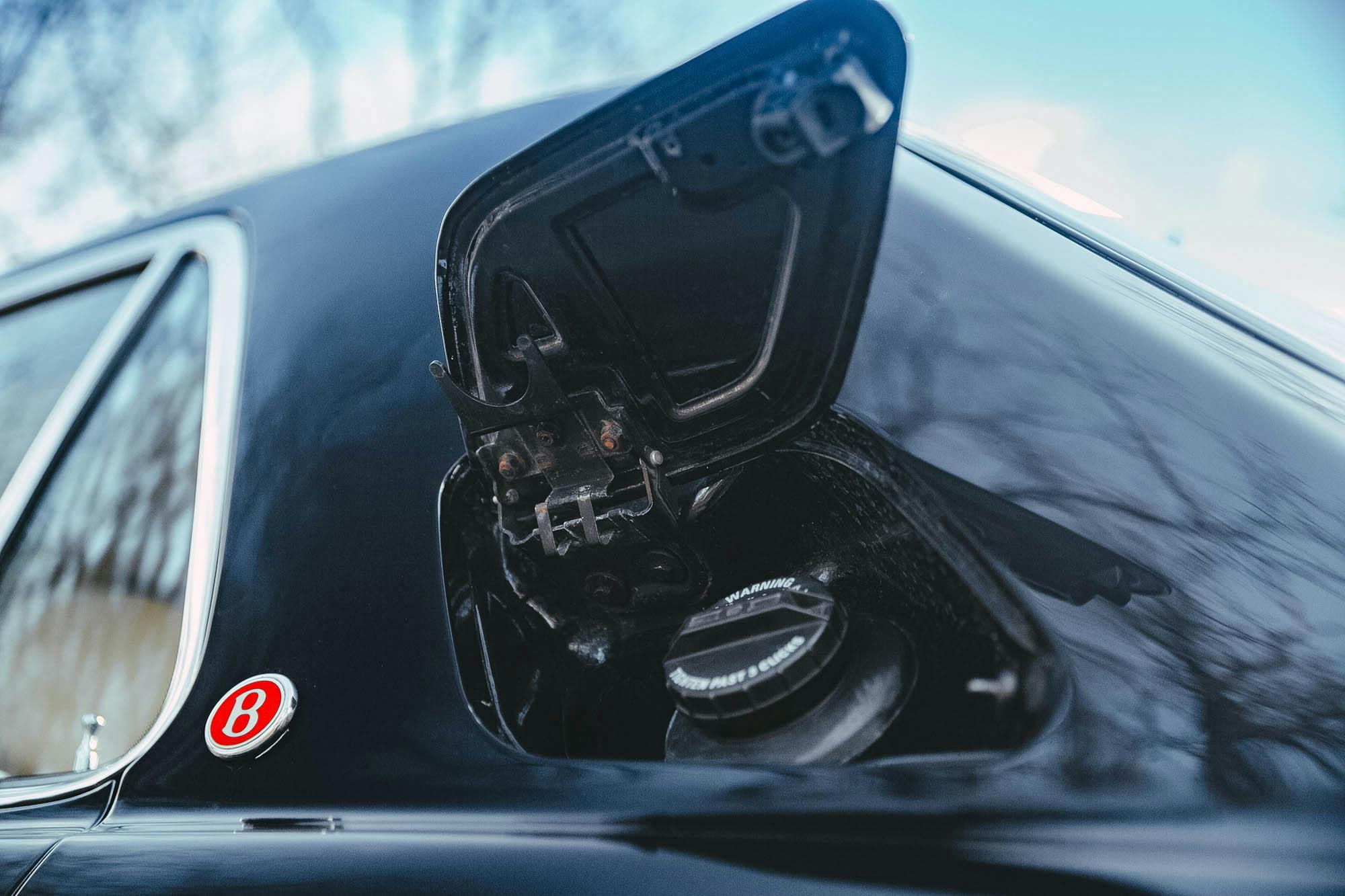 2001 BENTLEY ARNAGE RED LABEL