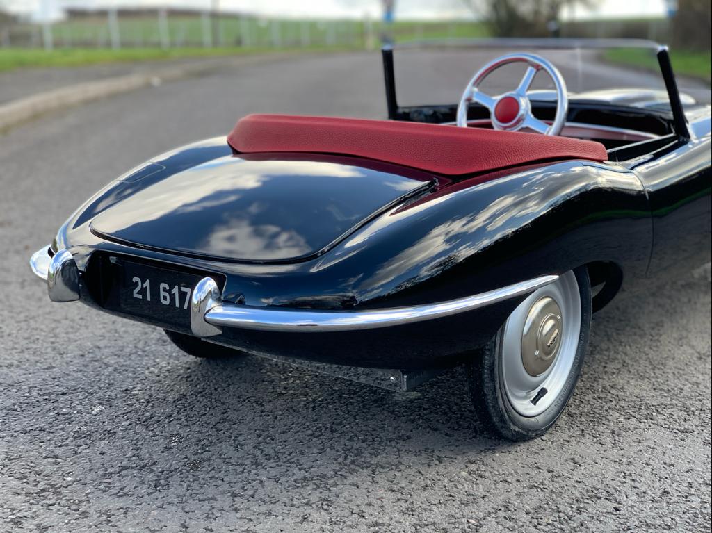 JAGUAR E-TYPE ROADSTER CHILDREN'S CAR