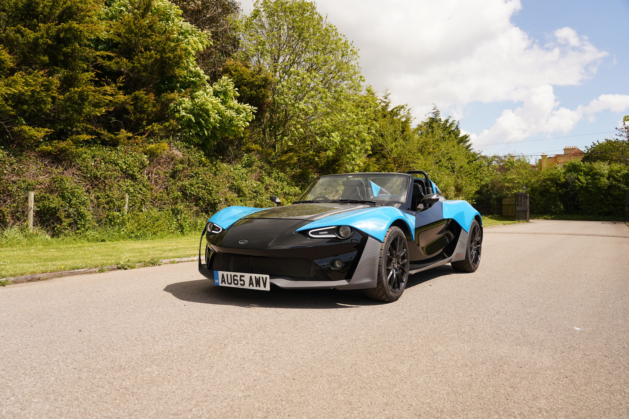 2015 ZENOS E10 S for sale by auctionin Lymington, Hampshire, United Kingdom