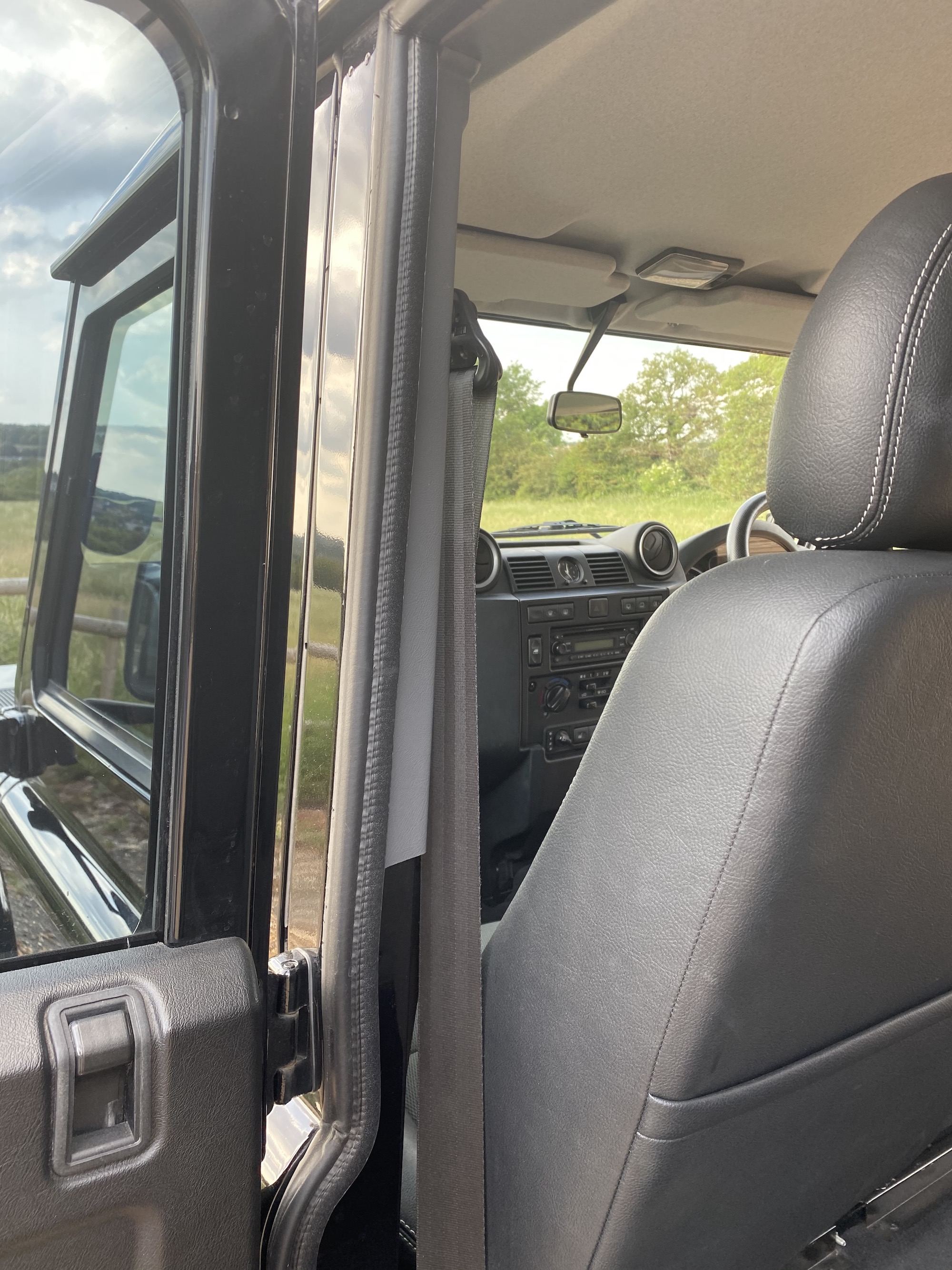 2012 LAND ROVER DEFENDER 110 XS UTILITY WAGON