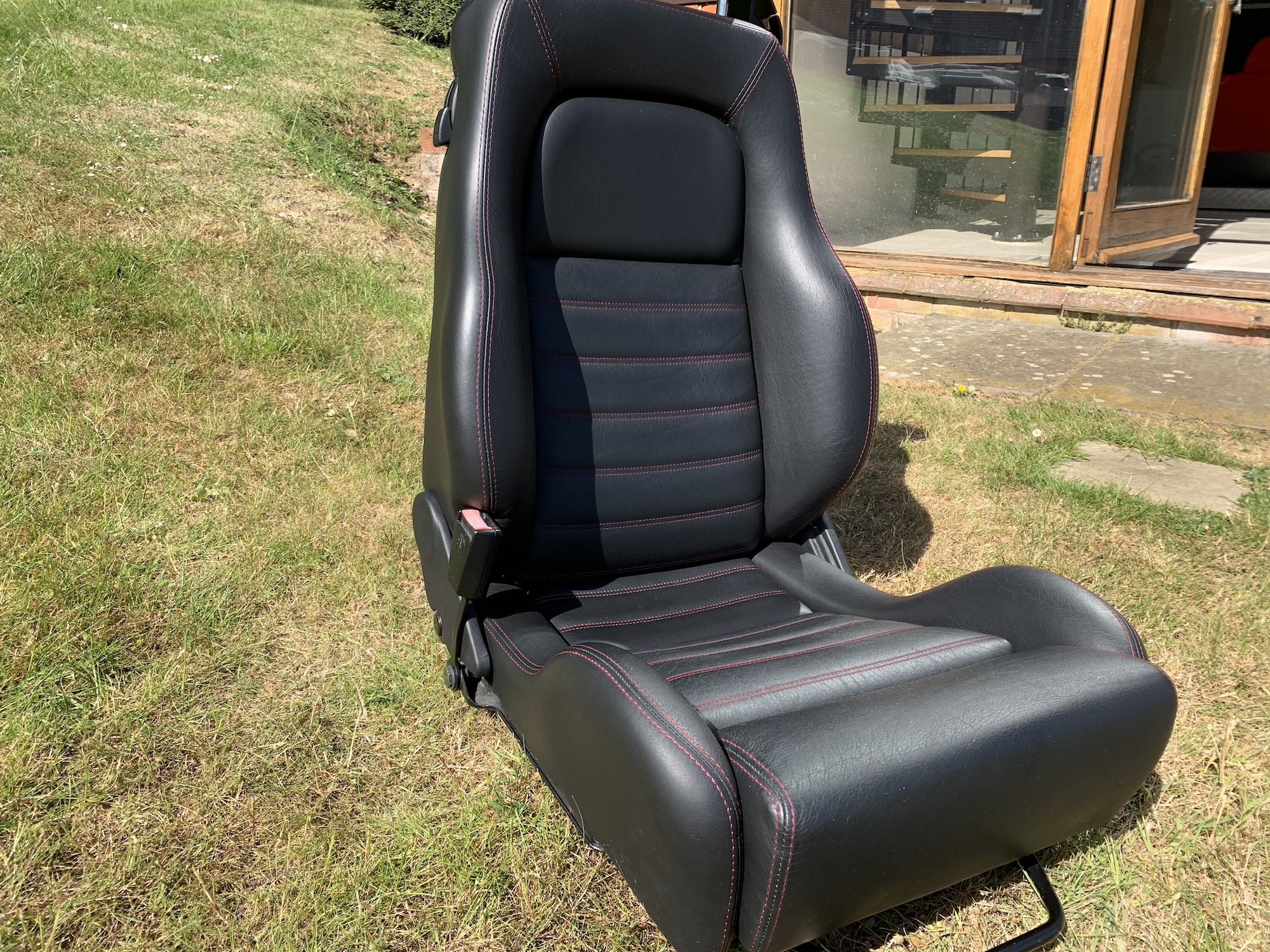 FERRARI F355 - PAIR OF ORIGINAL SEATS for sale by auction in Maidstone ...