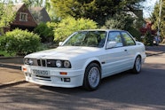 1990 BMW E30 325i COUPE M TECH 2 1990 BMW E30 325i COUPE M TECH 2