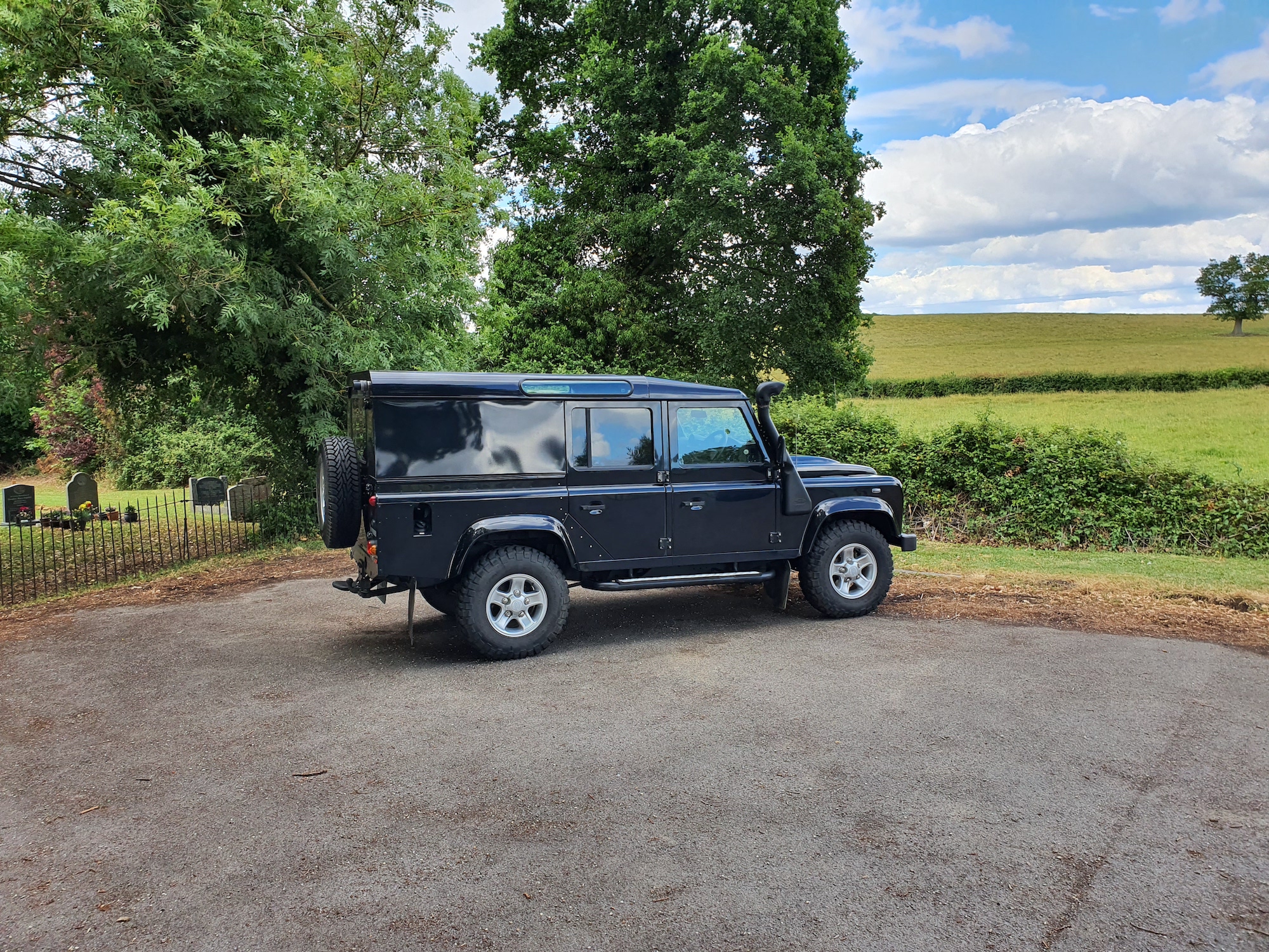 2011 LAND ROVER DEFENDER 110 XS UTILITY WAGON