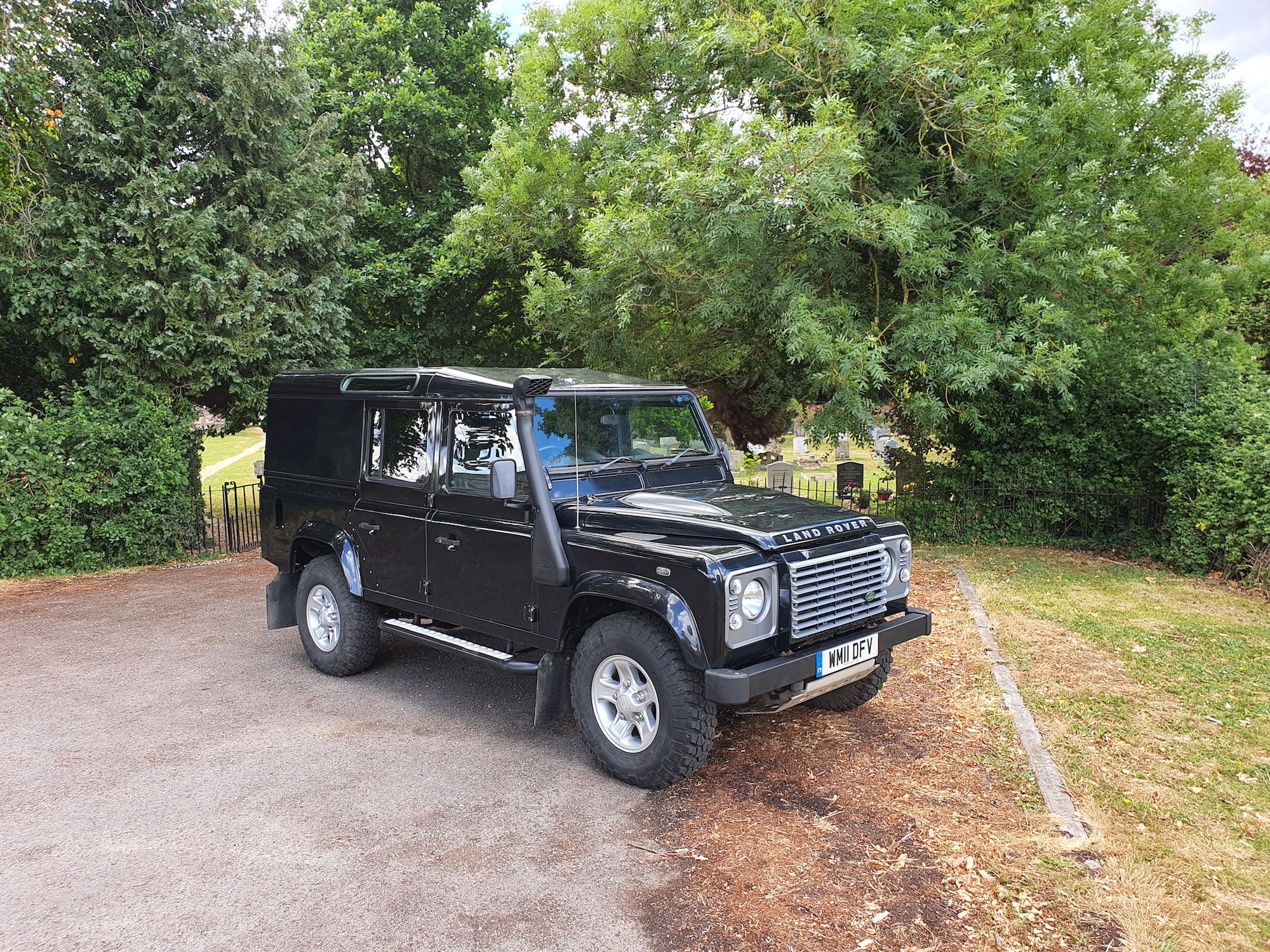 2011 LAND ROVER DEFENDER 110 XS UTILITY WAGON