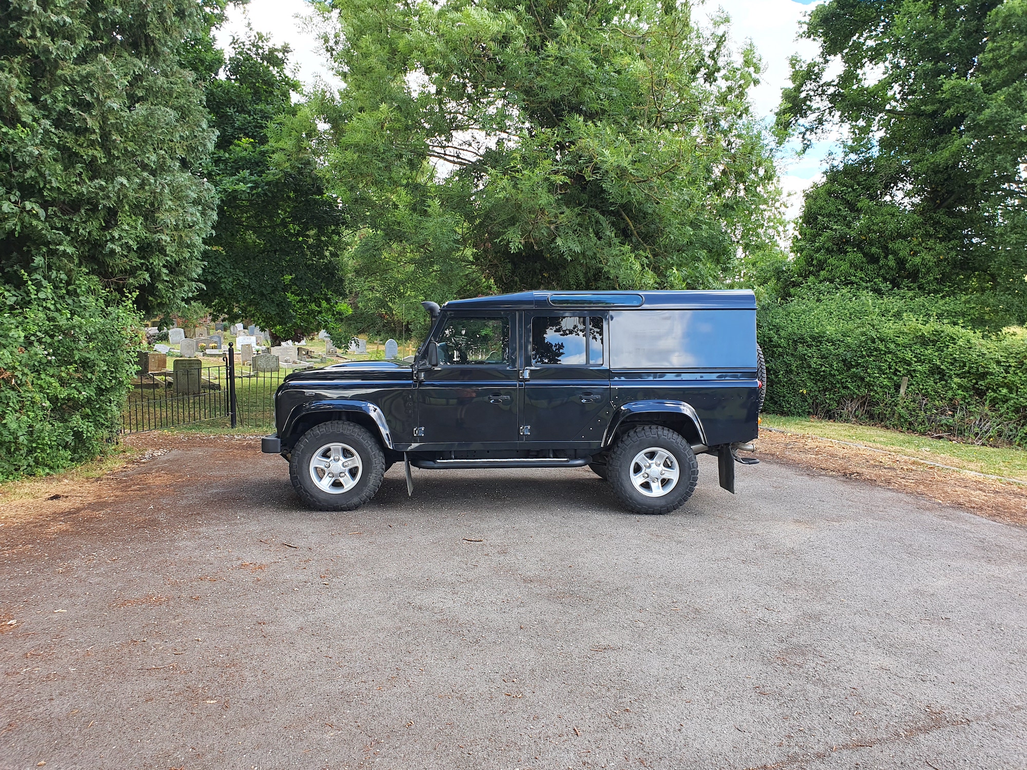2011 LAND ROVER DEFENDER 110 XS UTILITY WAGON